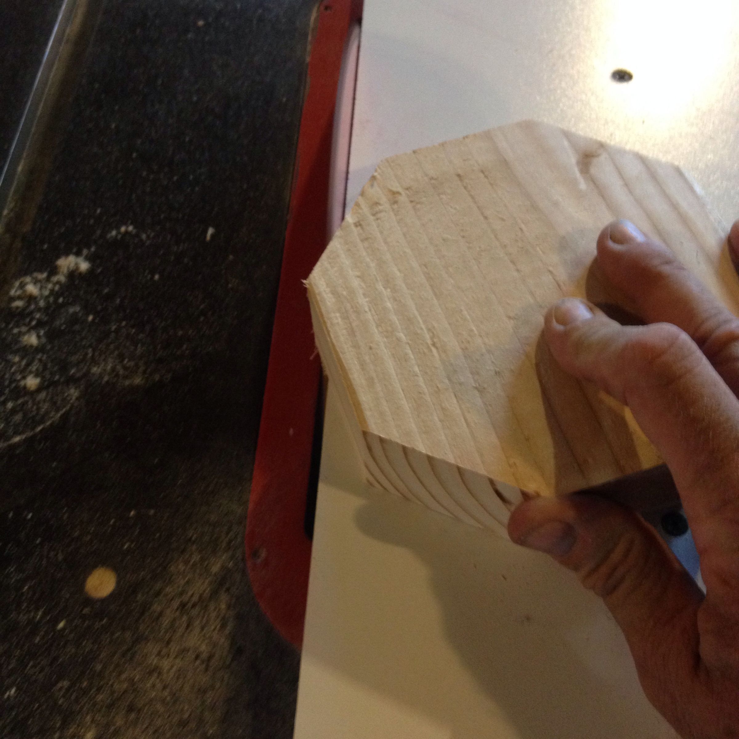 Circle Cutting Jig for Table Saw : 10 Steps (with Pictures) - Instructables