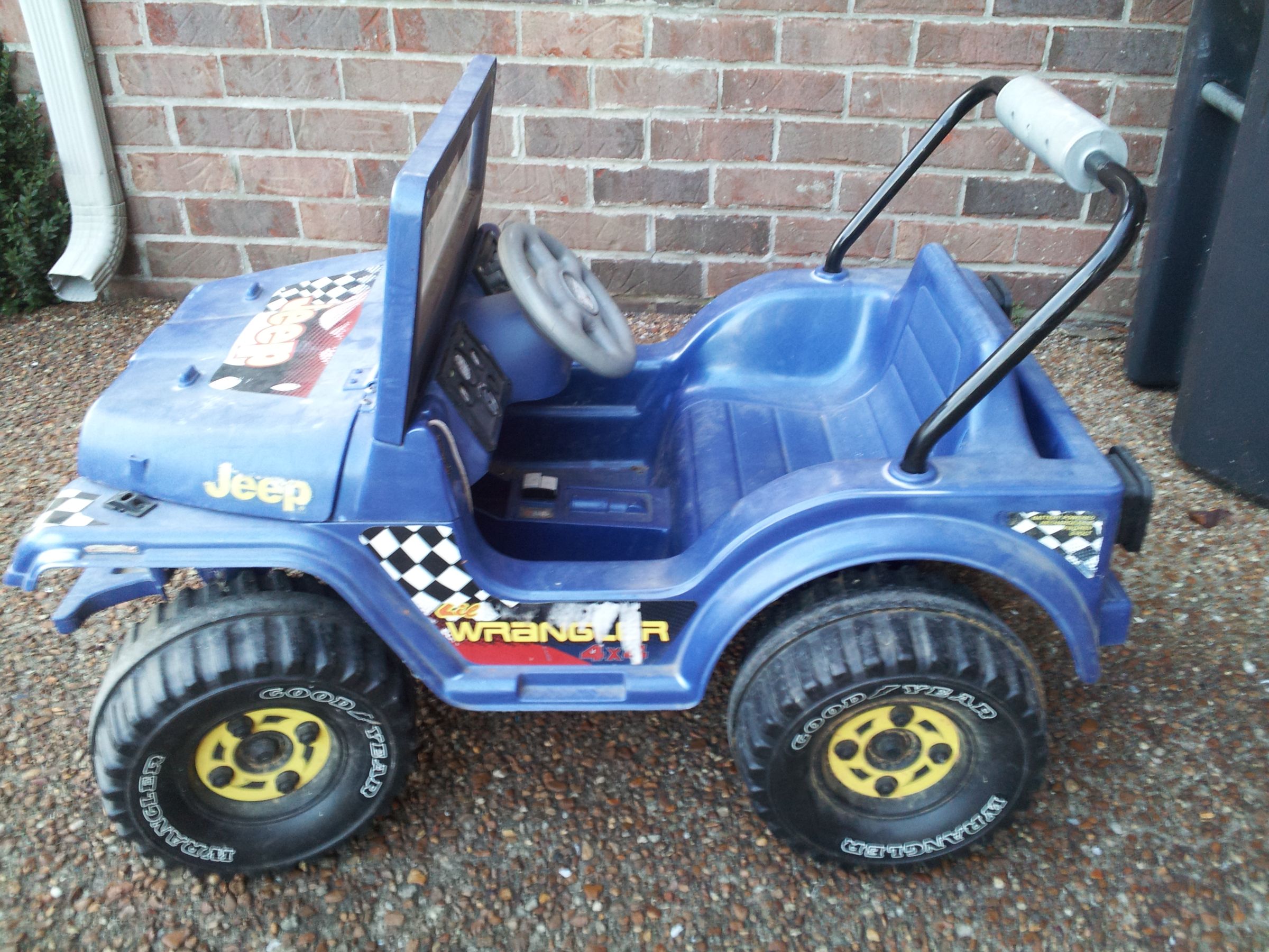 Make a Racing Powerwheels Jeep : 6 Steps (with Pictures) - Instructables