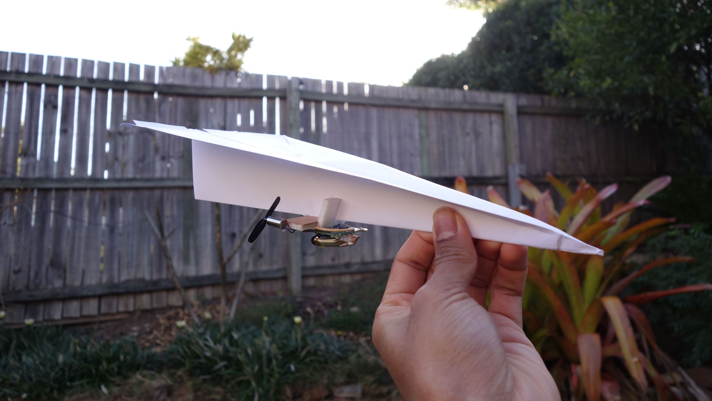 Easy Radio Control Paper Plane : 8 Steps (with Pictures) - Instructables