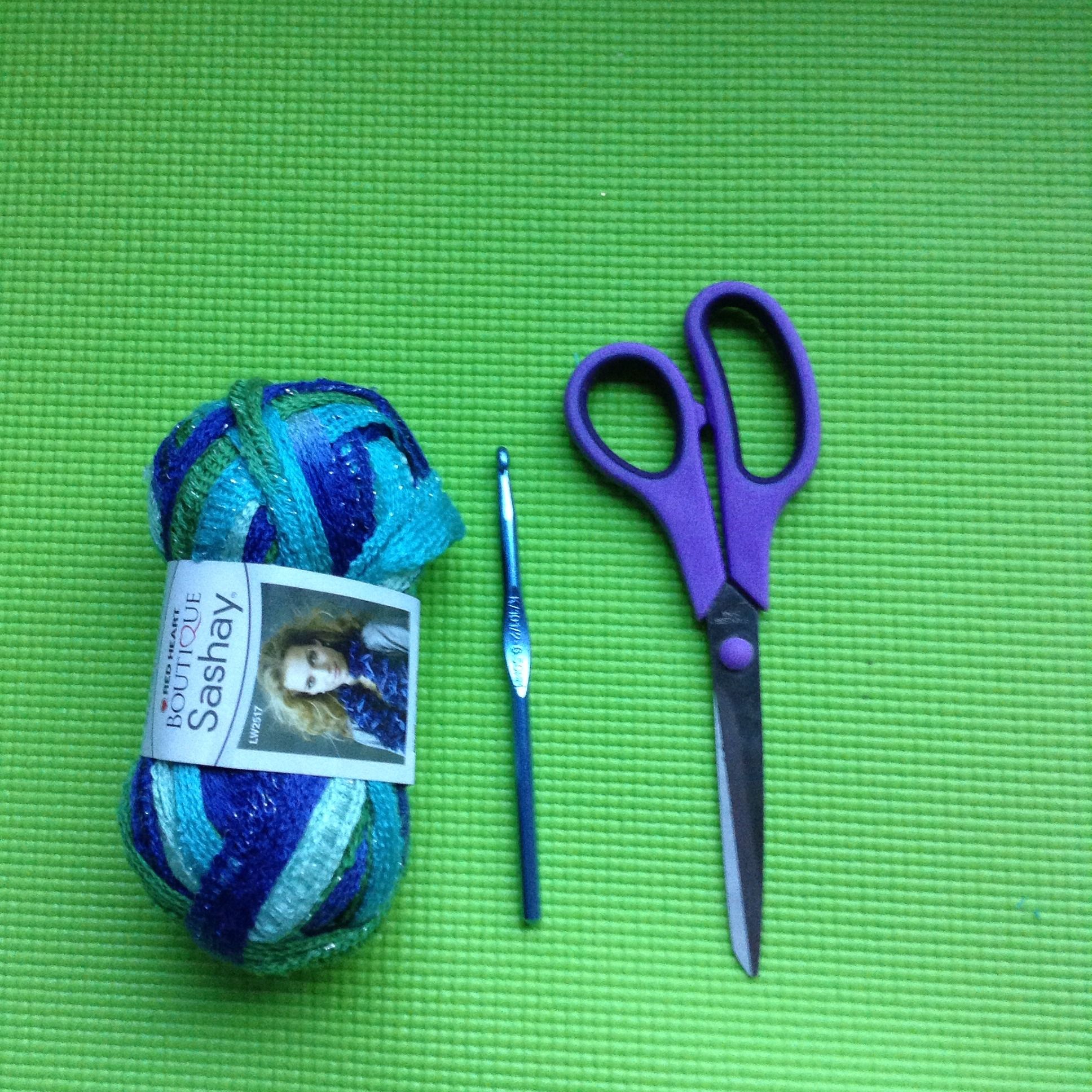 Super Easy Ruffle Scarf : 5 Steps (with Pictures) - Instructables