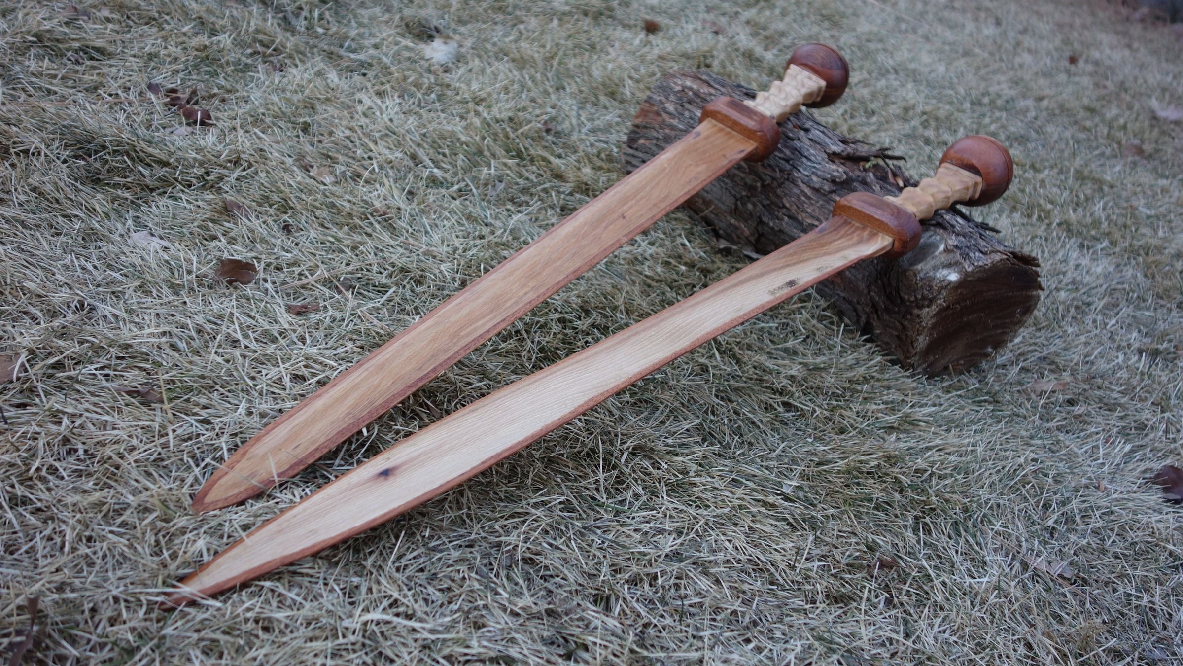 Wooden Gladius Swords : 7 Steps (with Pictures) - Instructables