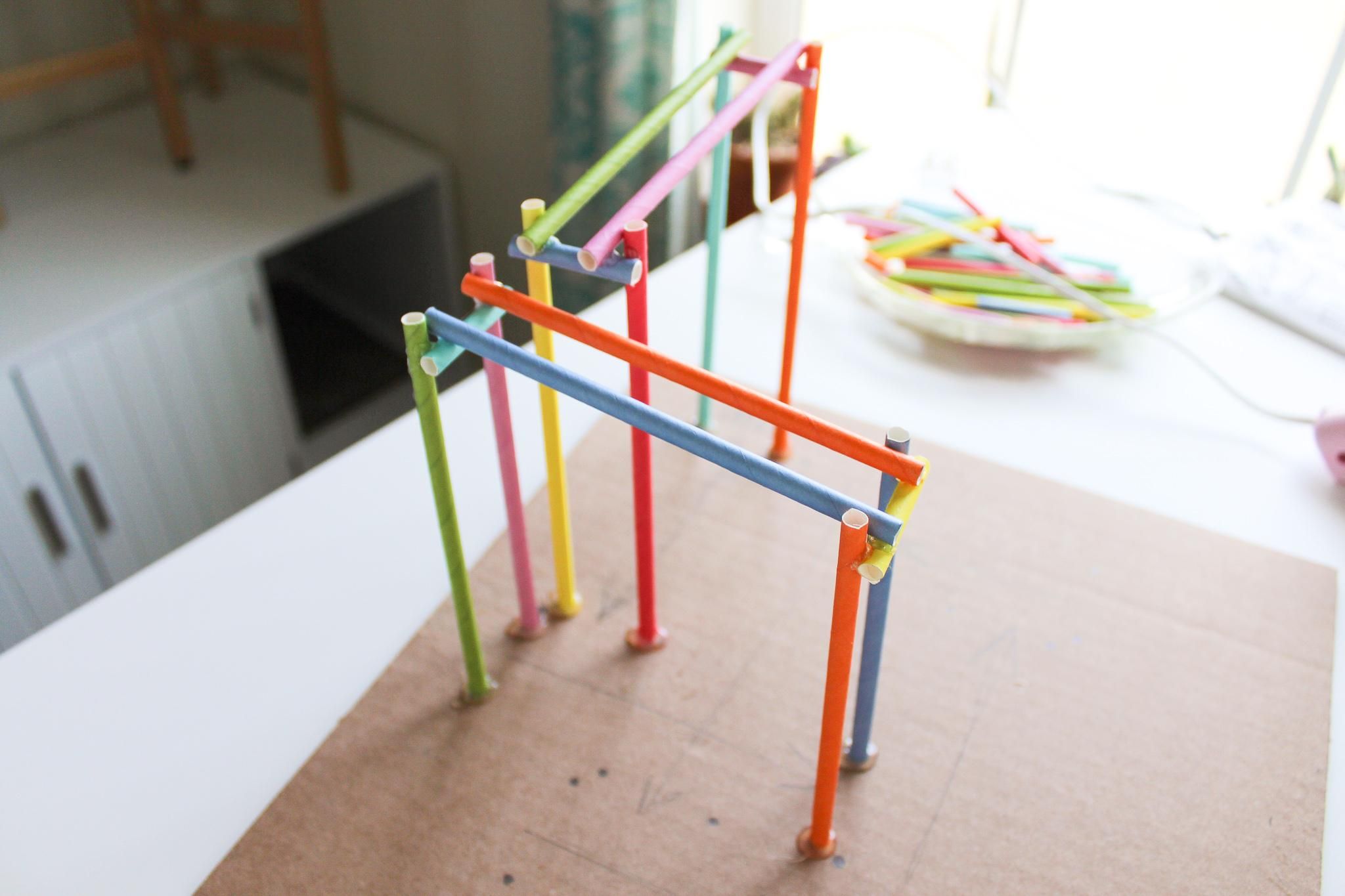 How to Build a Straw Roller Coaster : 10 Steps (with Pictures ...
