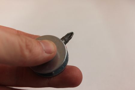 Thumb Screwdriver. Quick and Effective - Instructables