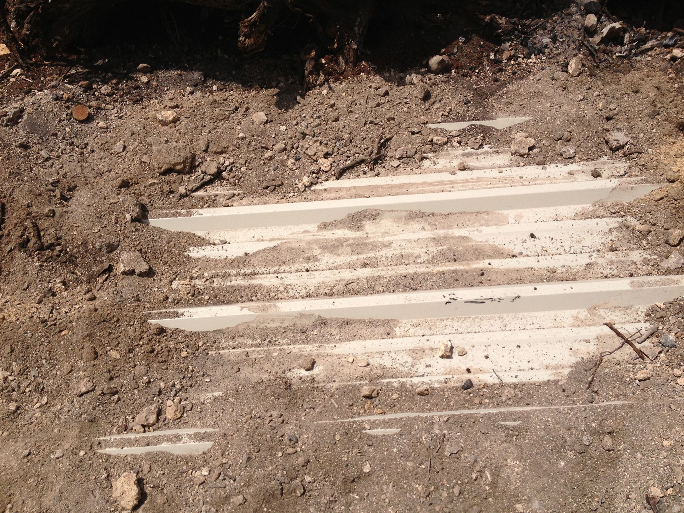 Cooking Meat Underground: Cheap BBQ Grill : 8 Steps - Instructables