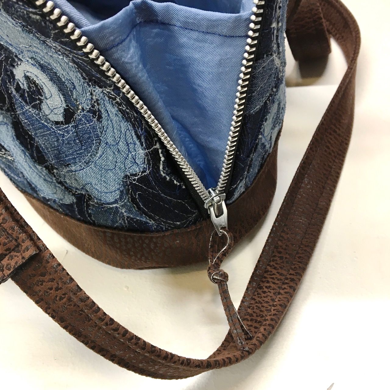 Super Strong Bowler-Style Bag : 12 Steps (with Pictures) - Instructables