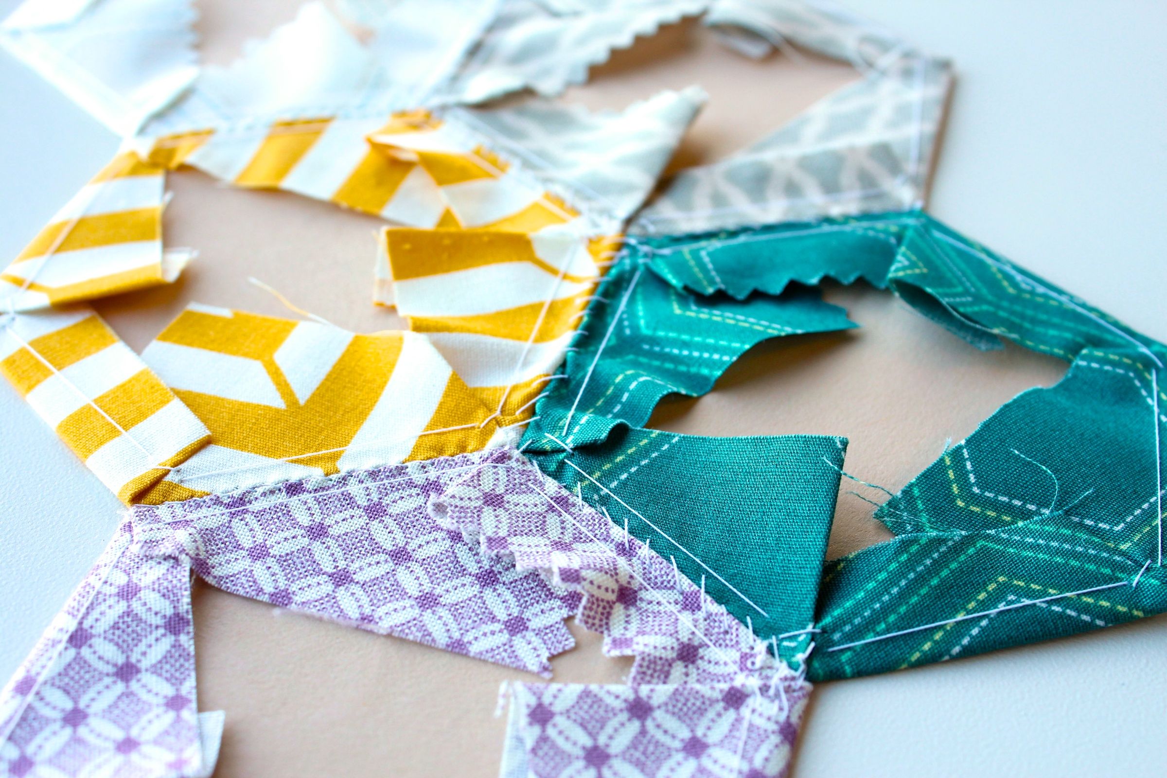 Hexagon Piecing Tutorial : 7 Steps (with Pictures) - Instructables