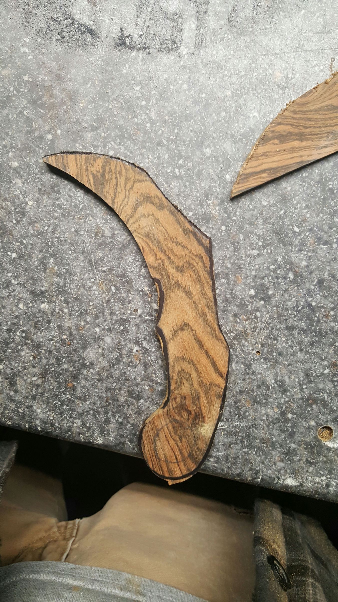 Training Karambit : 6 Steps (with Pictures) - Instructables