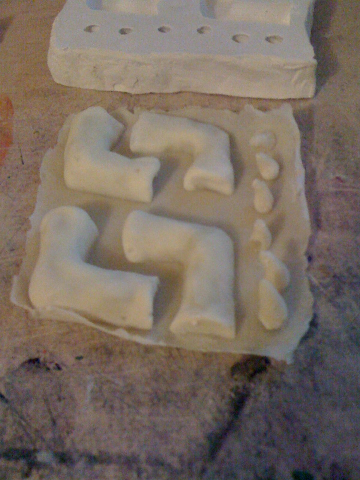 How to Make a Latex Mask With a 2 Part Mold : 12 Steps (with Pictures ...