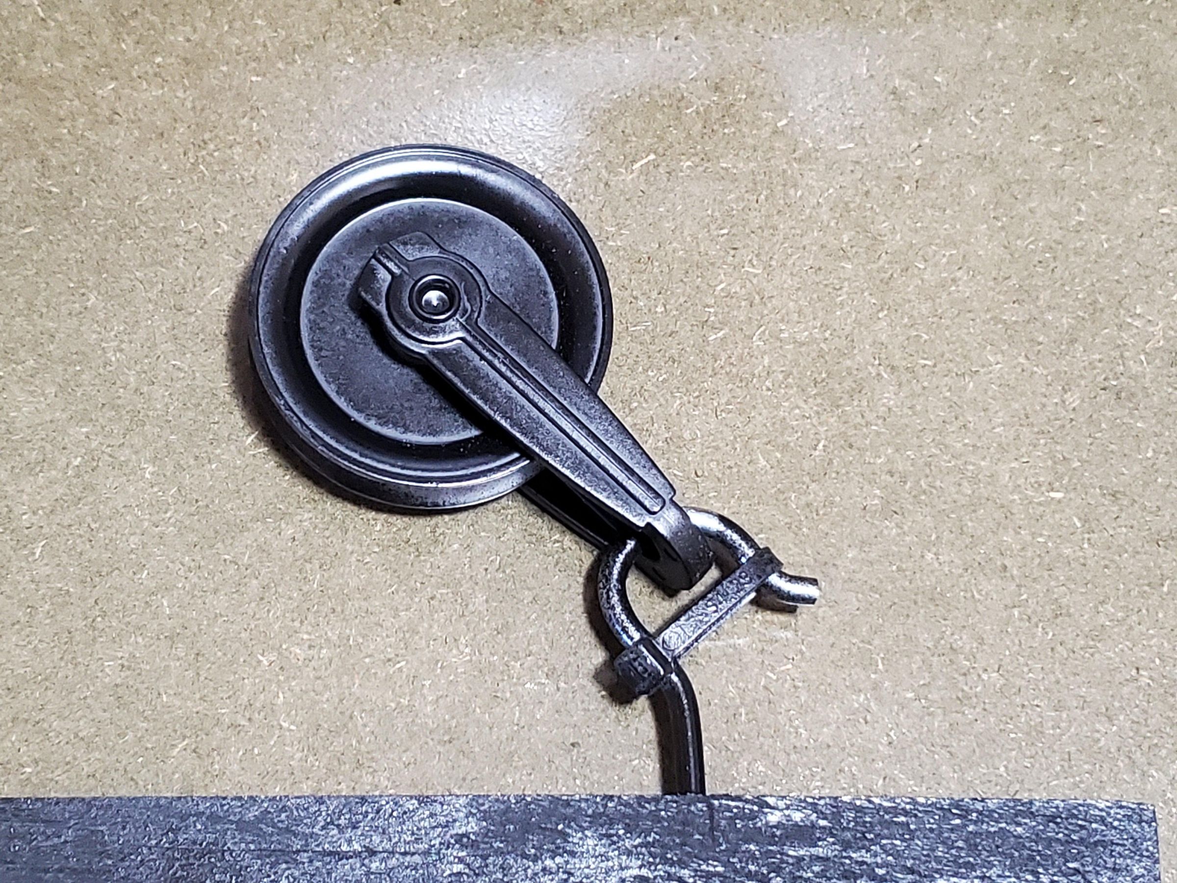 Halloween Candy Zipline : 4 Steps (with Pictures) - Instructables