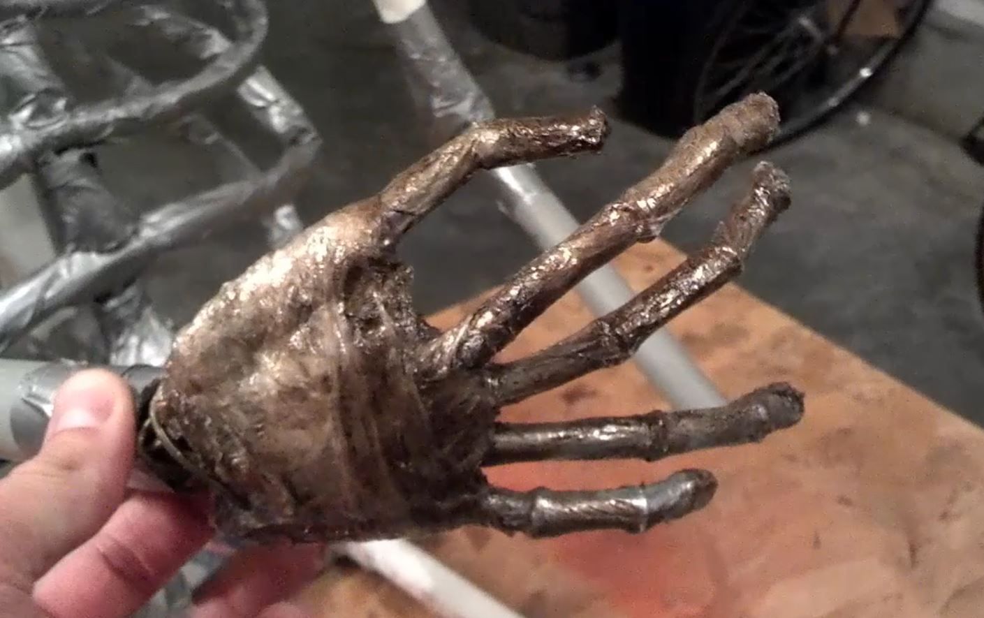 How to Make a Skeleton & Corpse From Scratch : 4 Steps (with Pictures ...