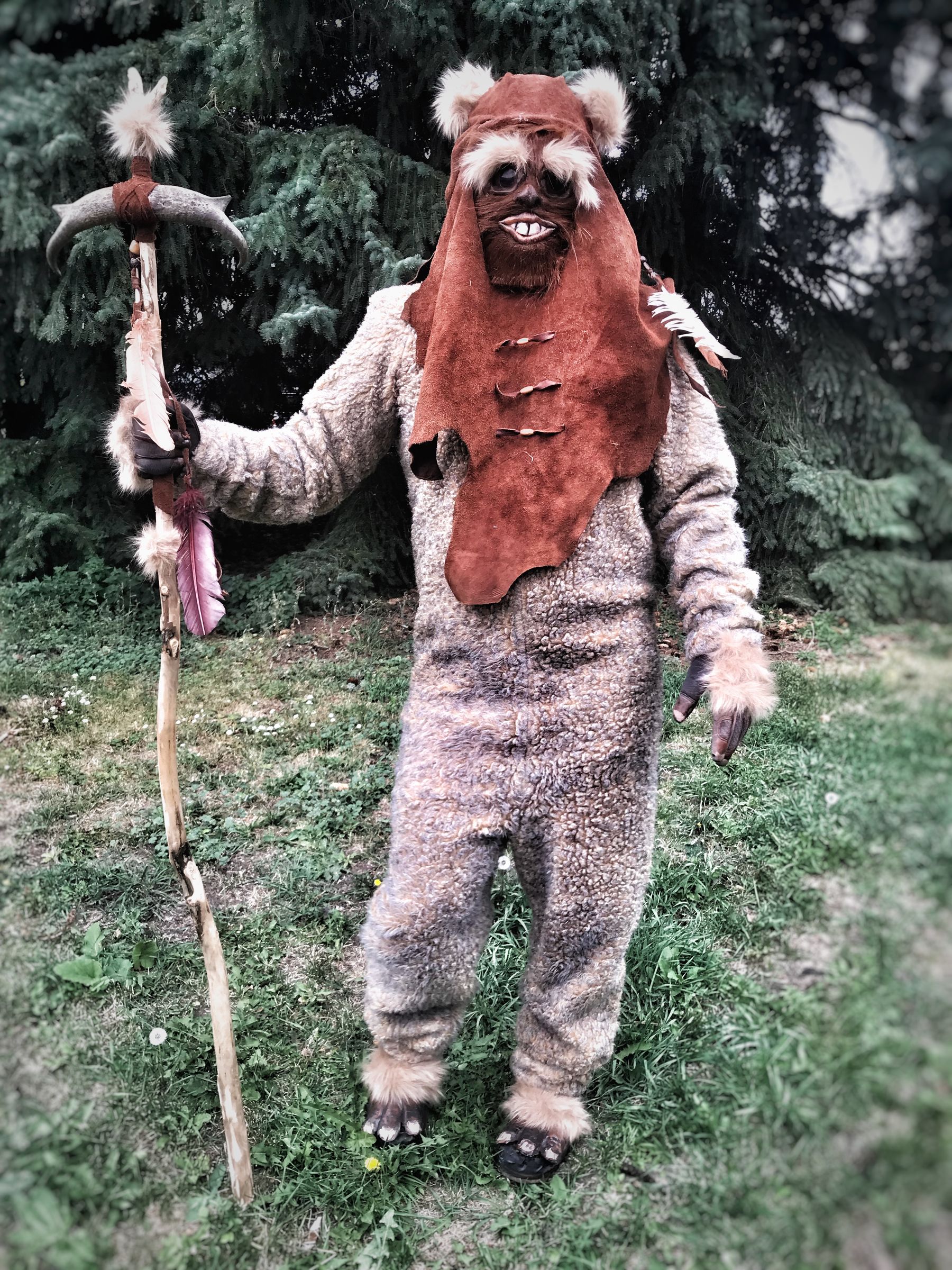 Adult Ewok Costume - Wicket : 5 Steps (with Pictures) - Instructables