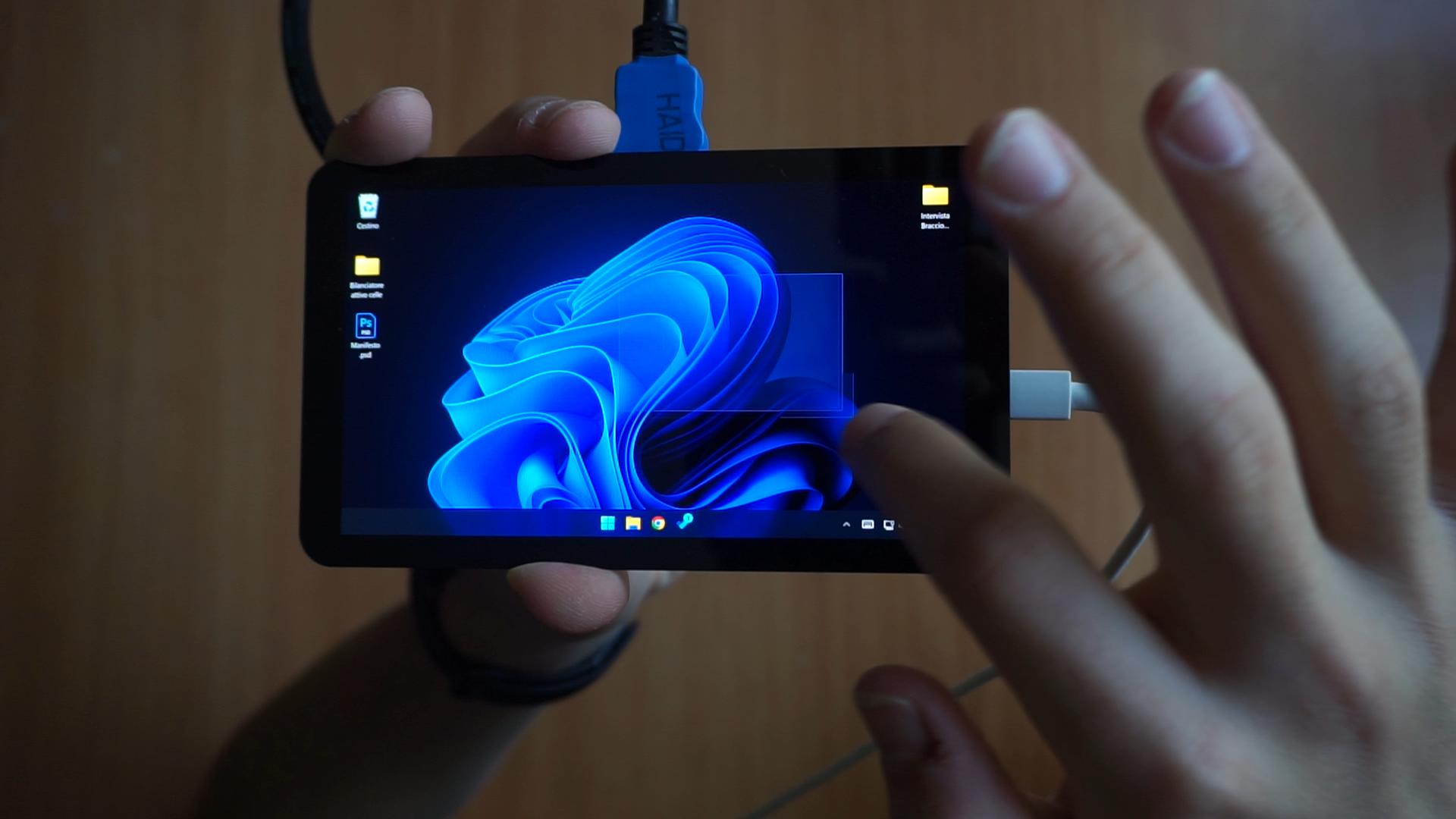 The Best Mini OLED Display I've Ever Tried! - DF Robot 5.5 'HDMI OLED ...
