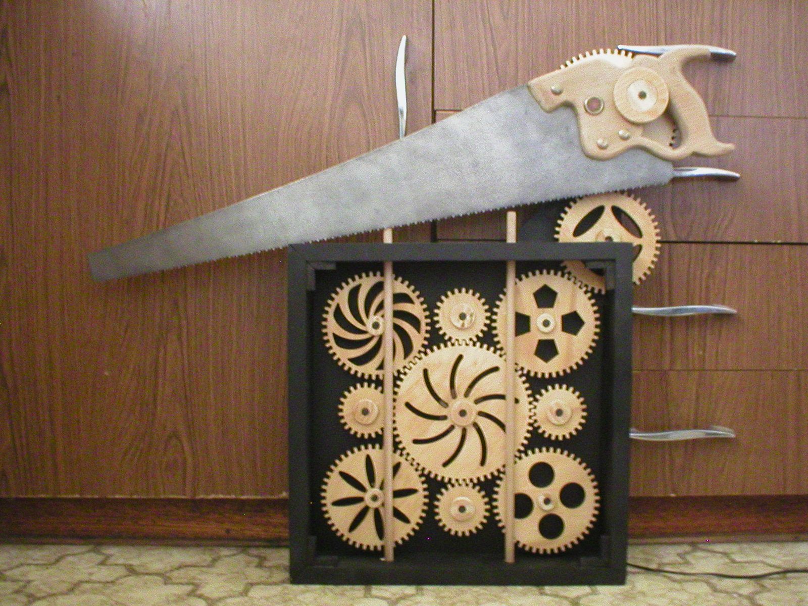 Kinetic Wall Sculptures - Dizzy. : 3 Steps - Instructables