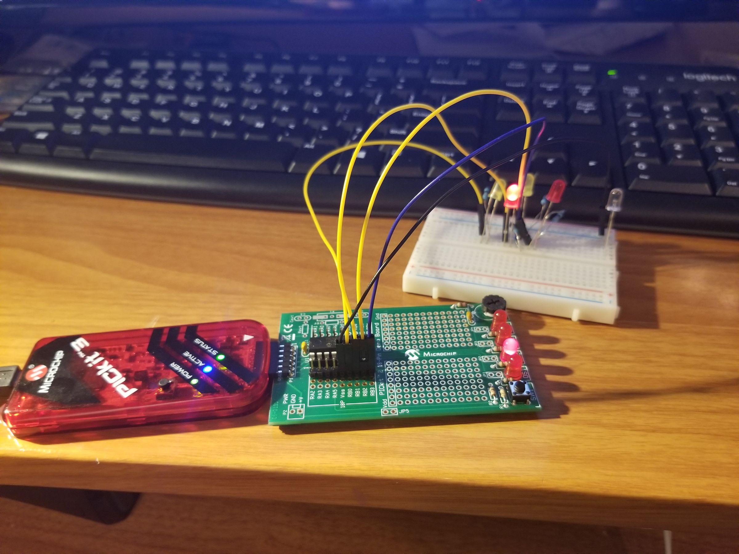 How to Get an Analog Input on a PIC Microcontroller : 3 Steps ...