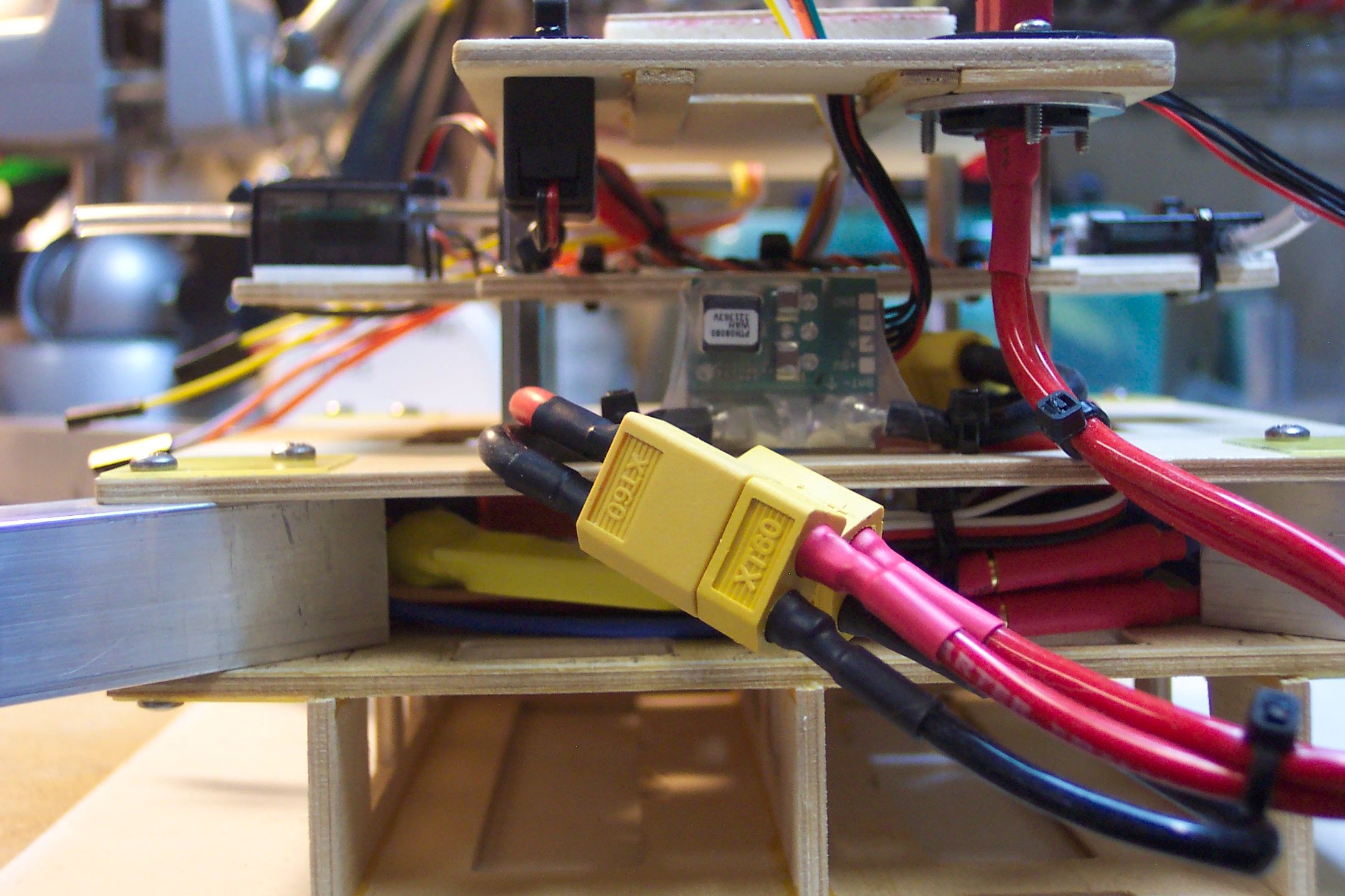 A Wide-Body Quadrotor - Designs and Ideas to Build Your Own. : 13 Steps ...