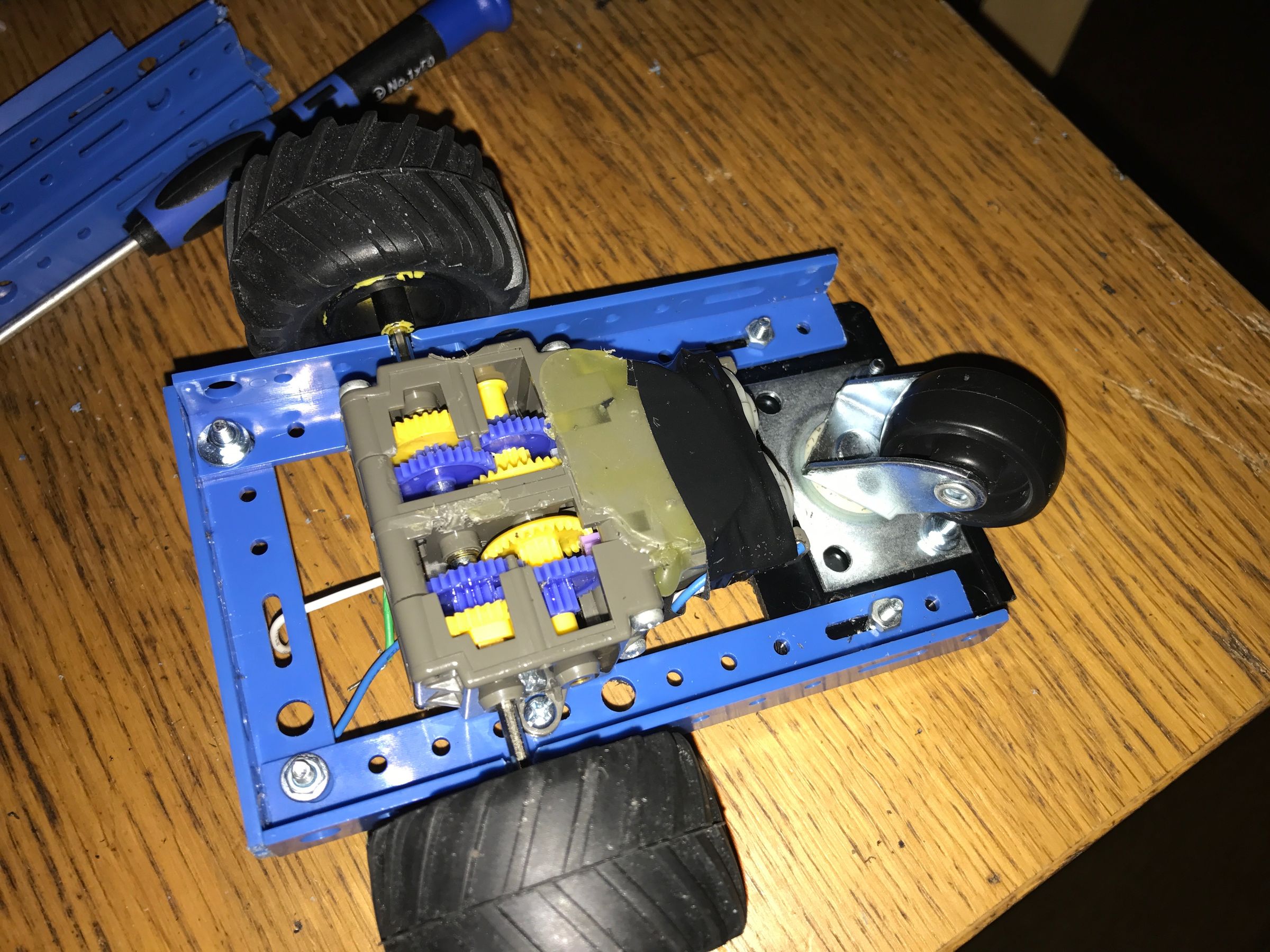 BBC MIcrobit Bot Using the L9110 Motor Controller : 4 Steps - Instructables