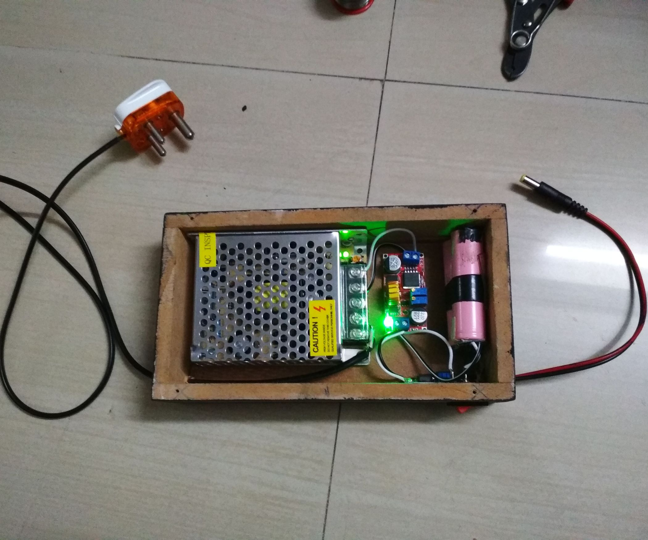 UPS for Wifi Routers V3 : 9 Steps - Instructables