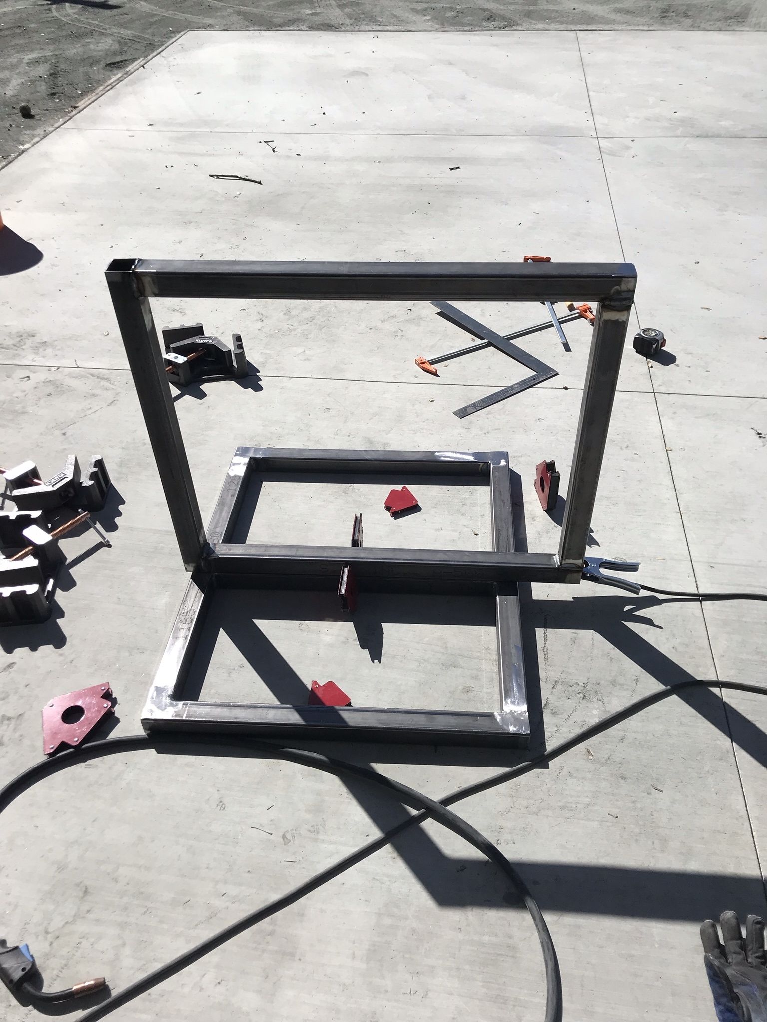 Heavy Duty Steel Welding and Work Table With Storage : 7 Steps (with ...