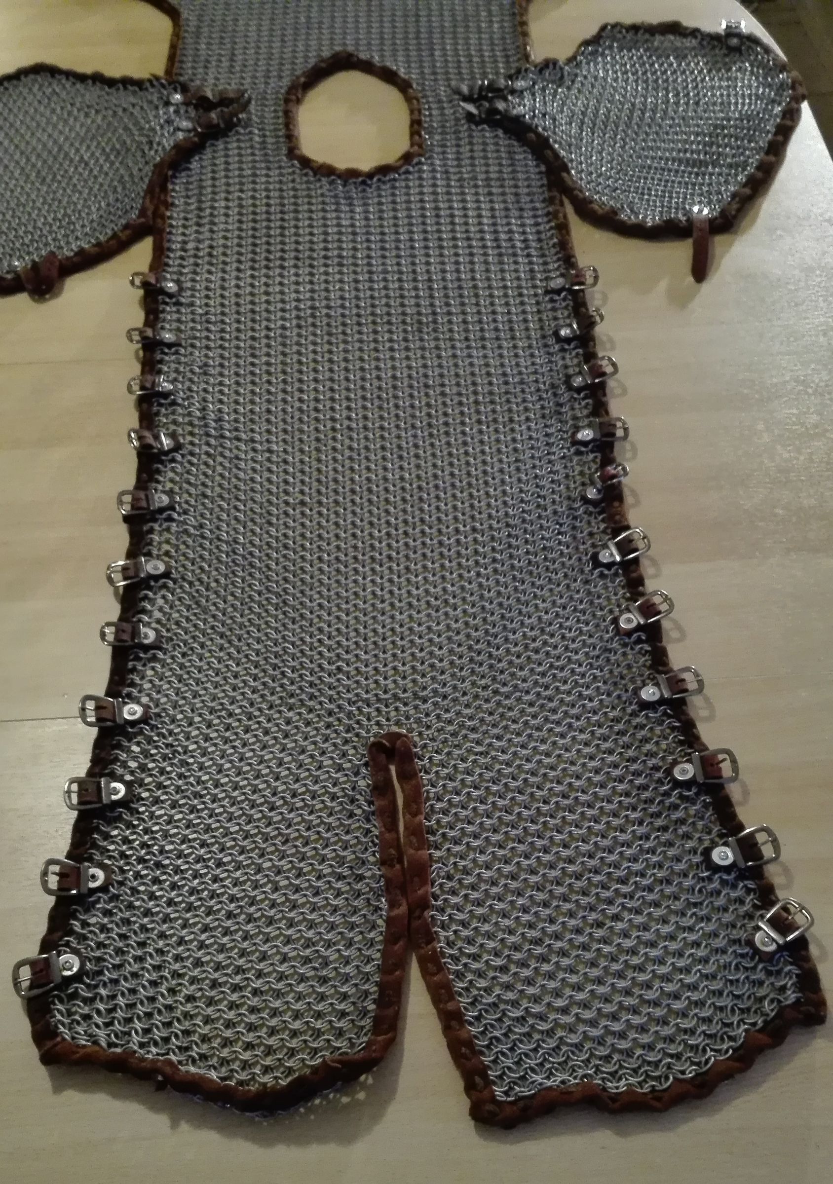 A Novel Approach to Mail Armor : 6 Steps (with Pictures) - Instructables