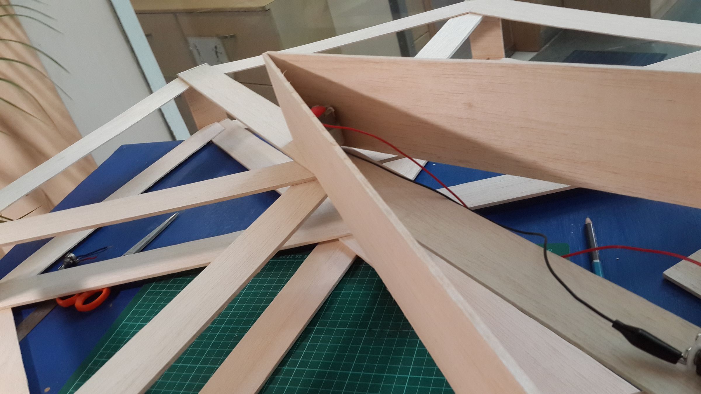 How to Make Ferris Wheel in Your House : 7 Steps (with Pictures ...