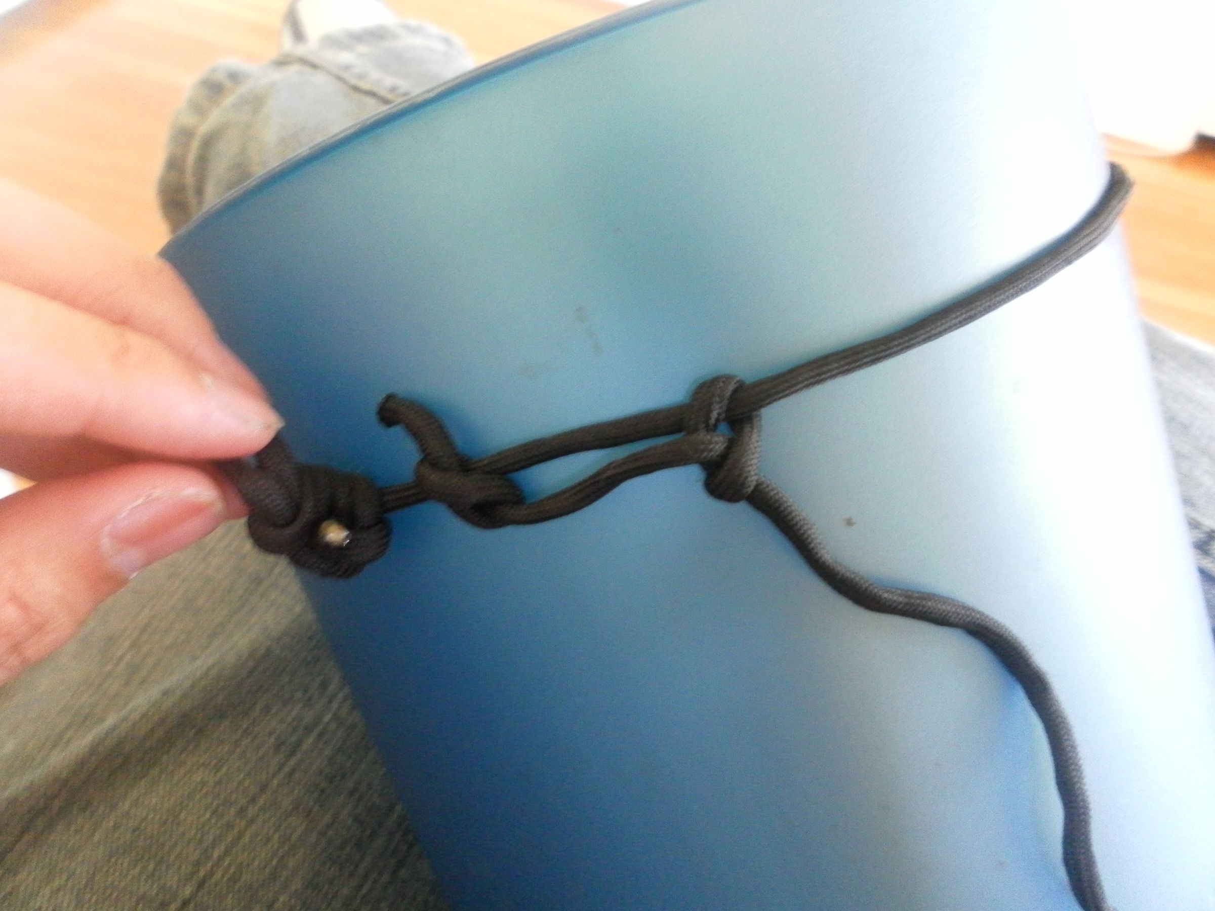 Easy Paracord Drawstring Pouch! : 6 Steps (with Pictures) - Instructables