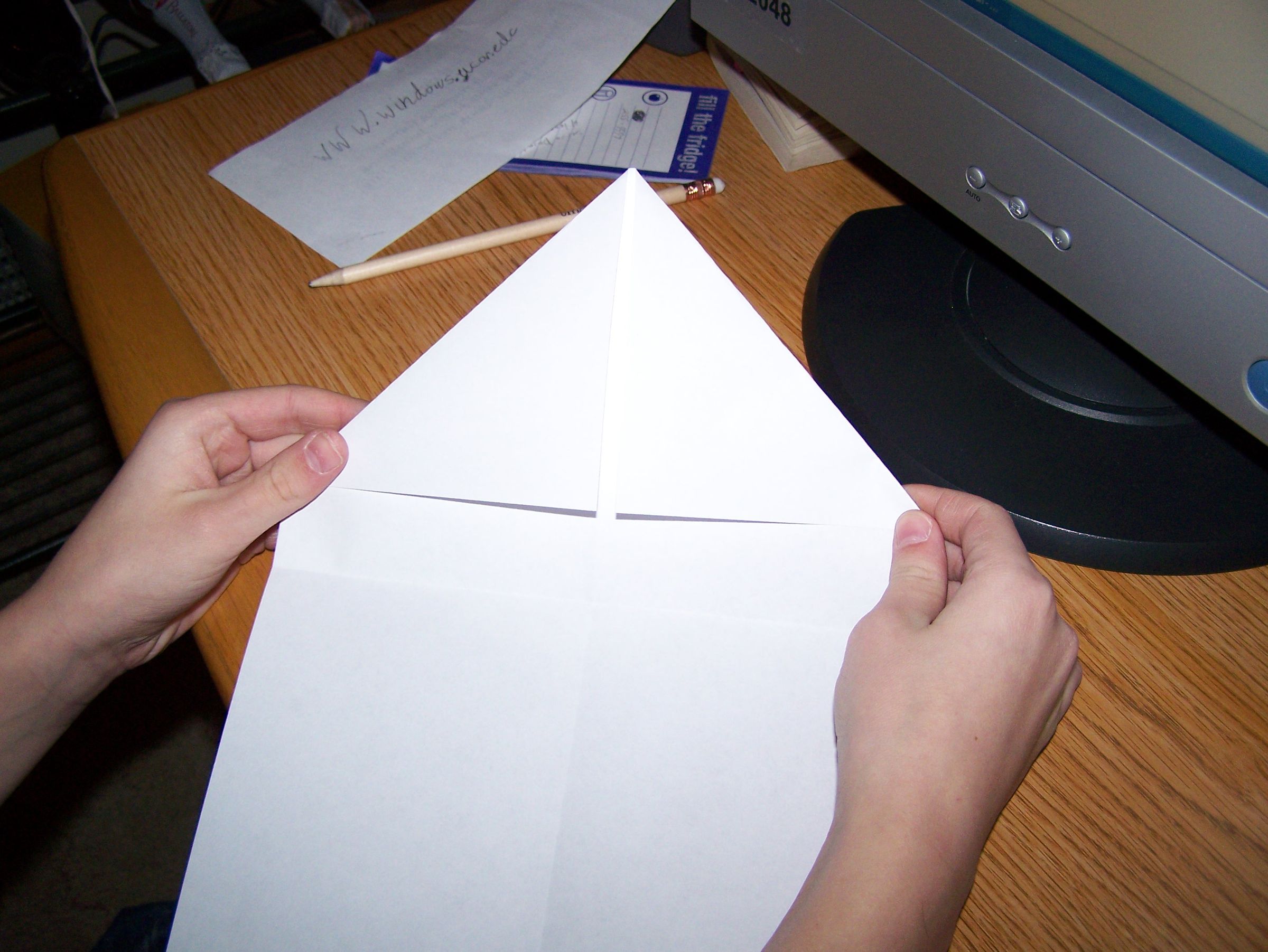 Make Your Own Paper Tiara : 14 Steps - Instructables