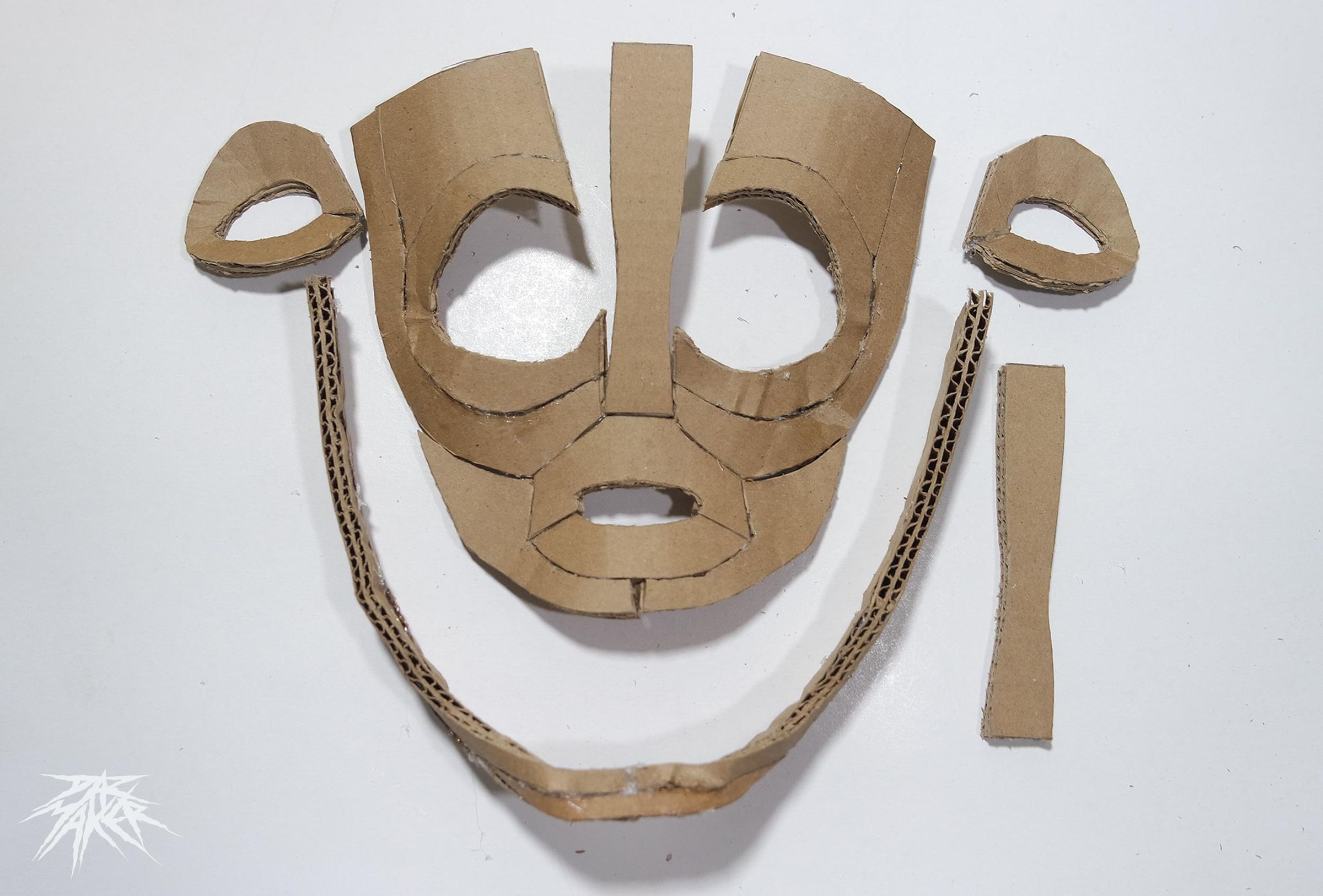 Sawdust Loki's Mask. : 11 Steps (with Pictures) - Instructables
