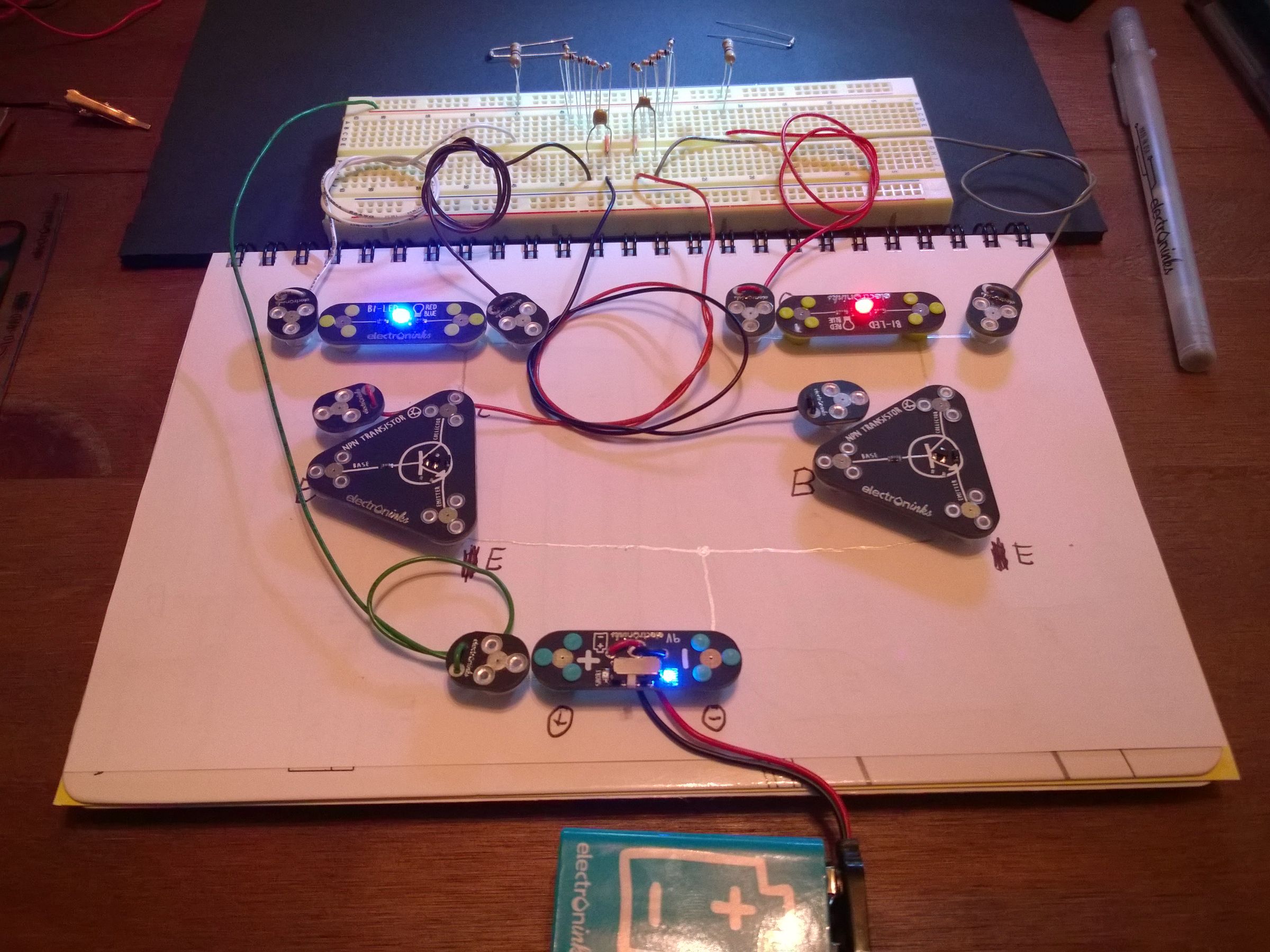Astable Multivibrator (LED Flasher) With Circuit Scribe : 20 Steps - Instructables