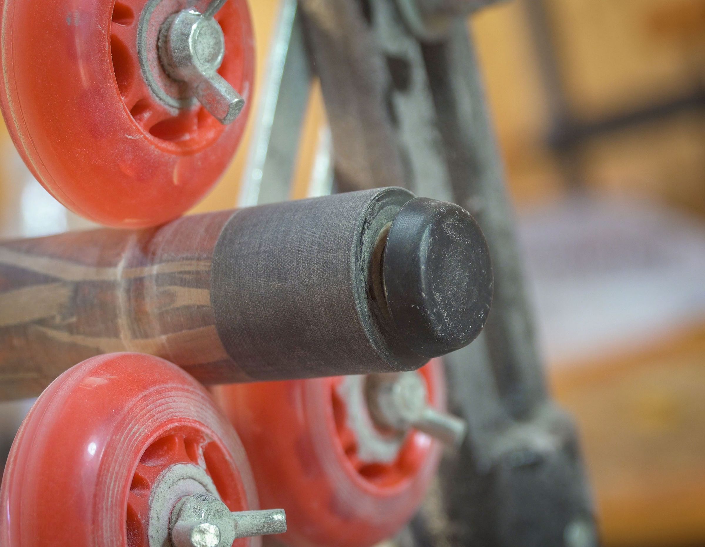 How to Make a Custom Hybrid Epoxy Pool Cue Using a Wood Lathe : 19 ...