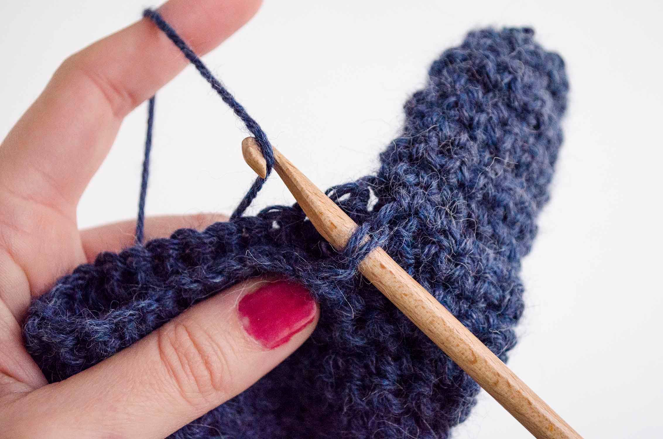 Crochet Mittens : 15 Steps (with Pictures) - Instructables