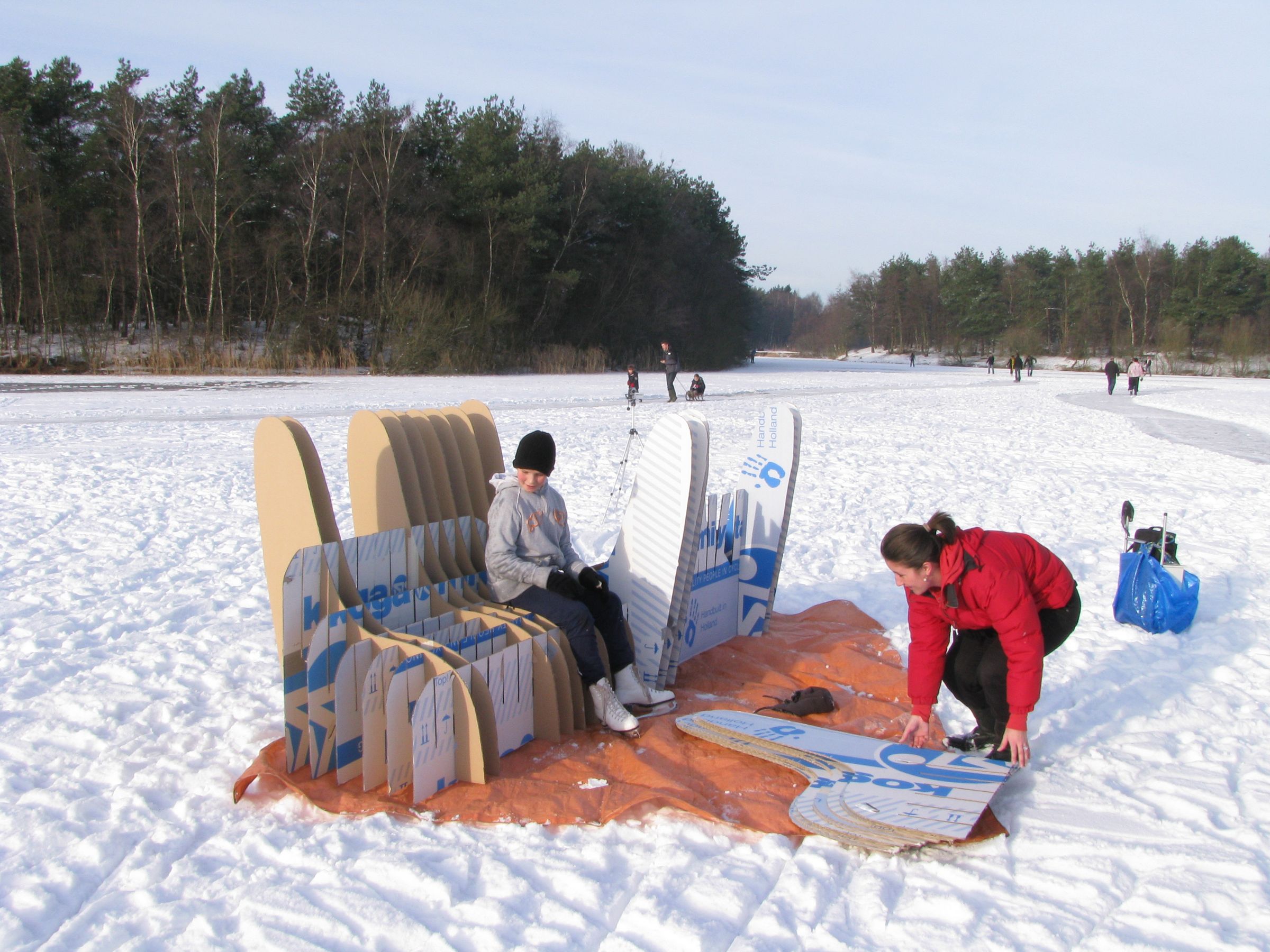 Cardboard Bench... : 9 Steps - Instructables