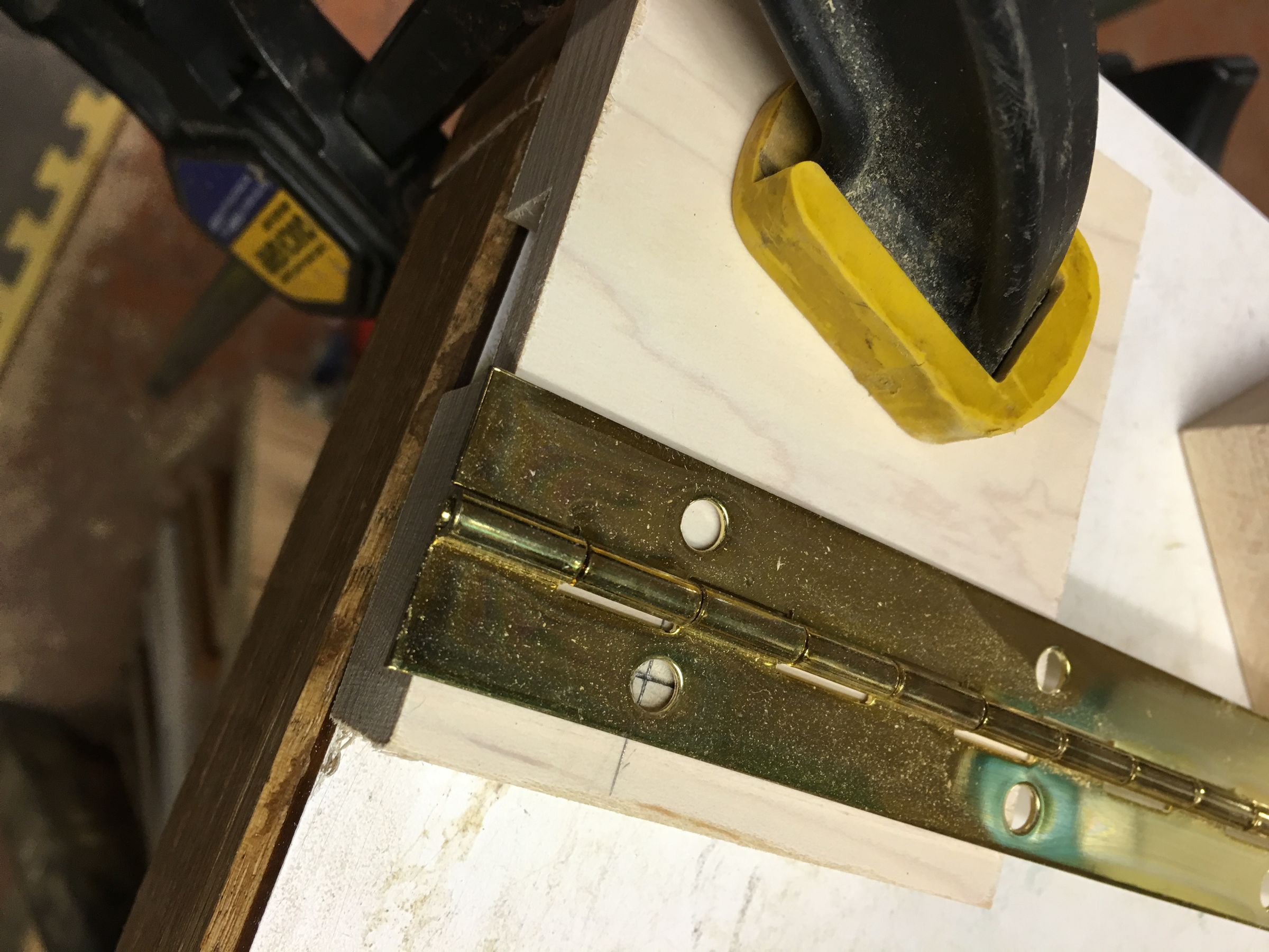 Make a Broken Screw Extractor : 4 Steps (with Pictures) - Instructables