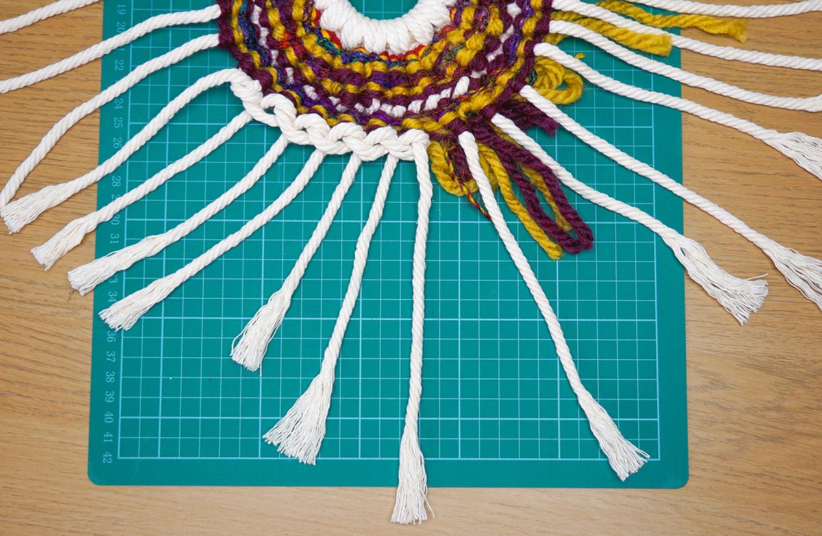DIY Circular Macramé SUNBURST Ornament | Woven Rope & Fibre Mirror ...