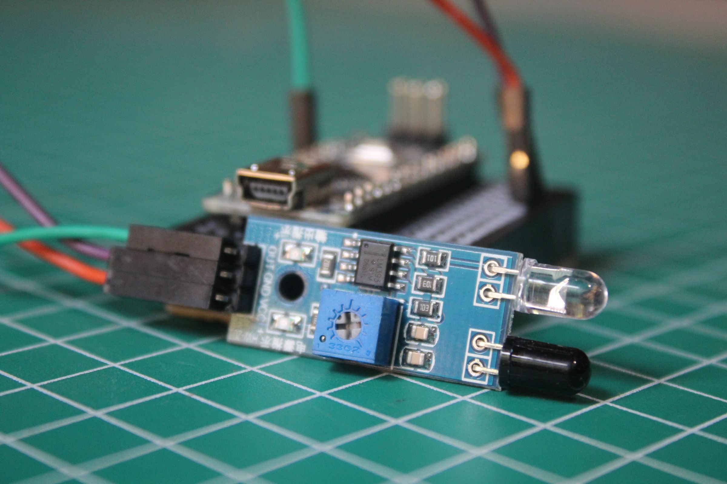 How to Use the IR Obstacle Avoidance Sensor on Arduino : 4 Steps ...