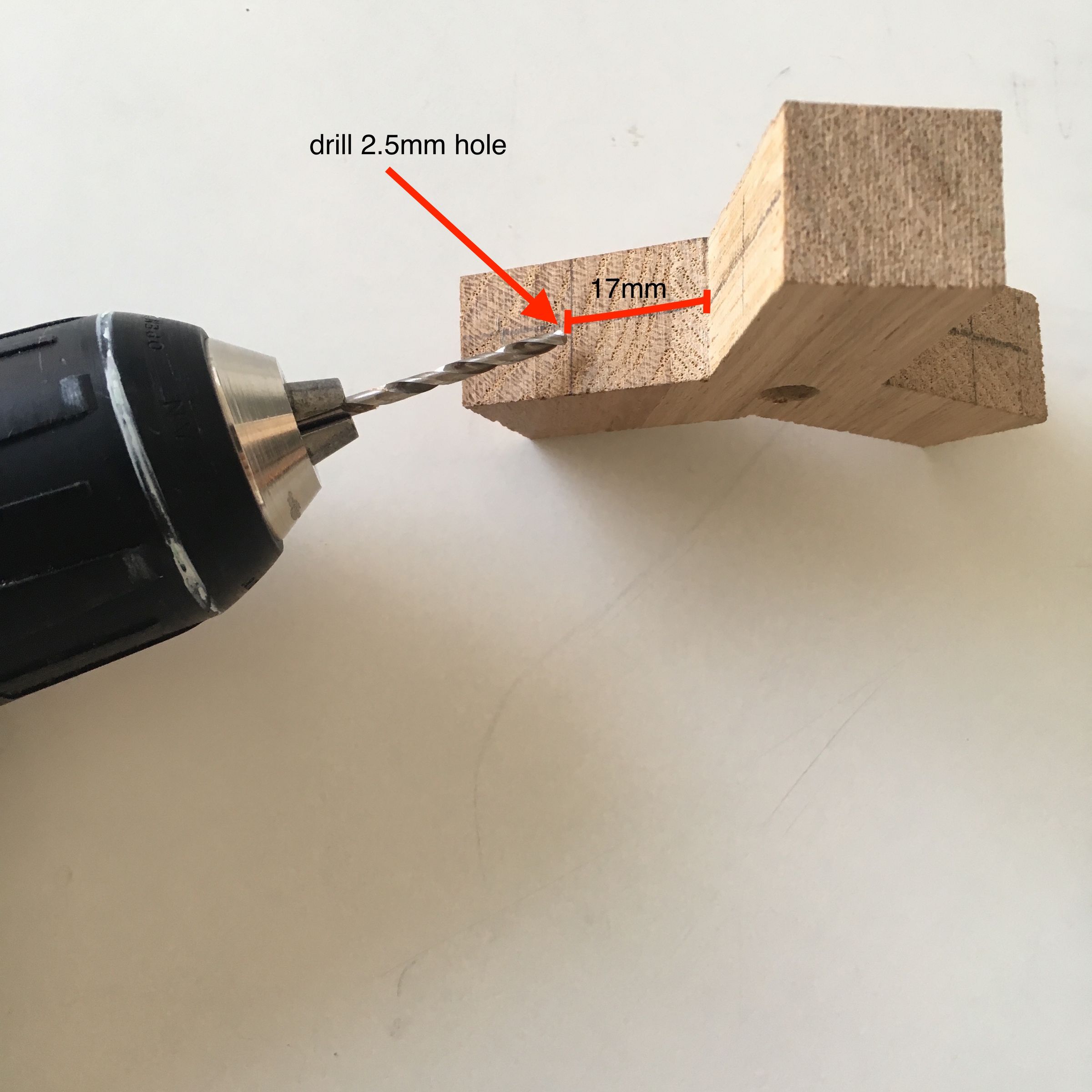 DIY Tripod for Smartphone (iPhone SE) : 17 Steps (with Pictures ...