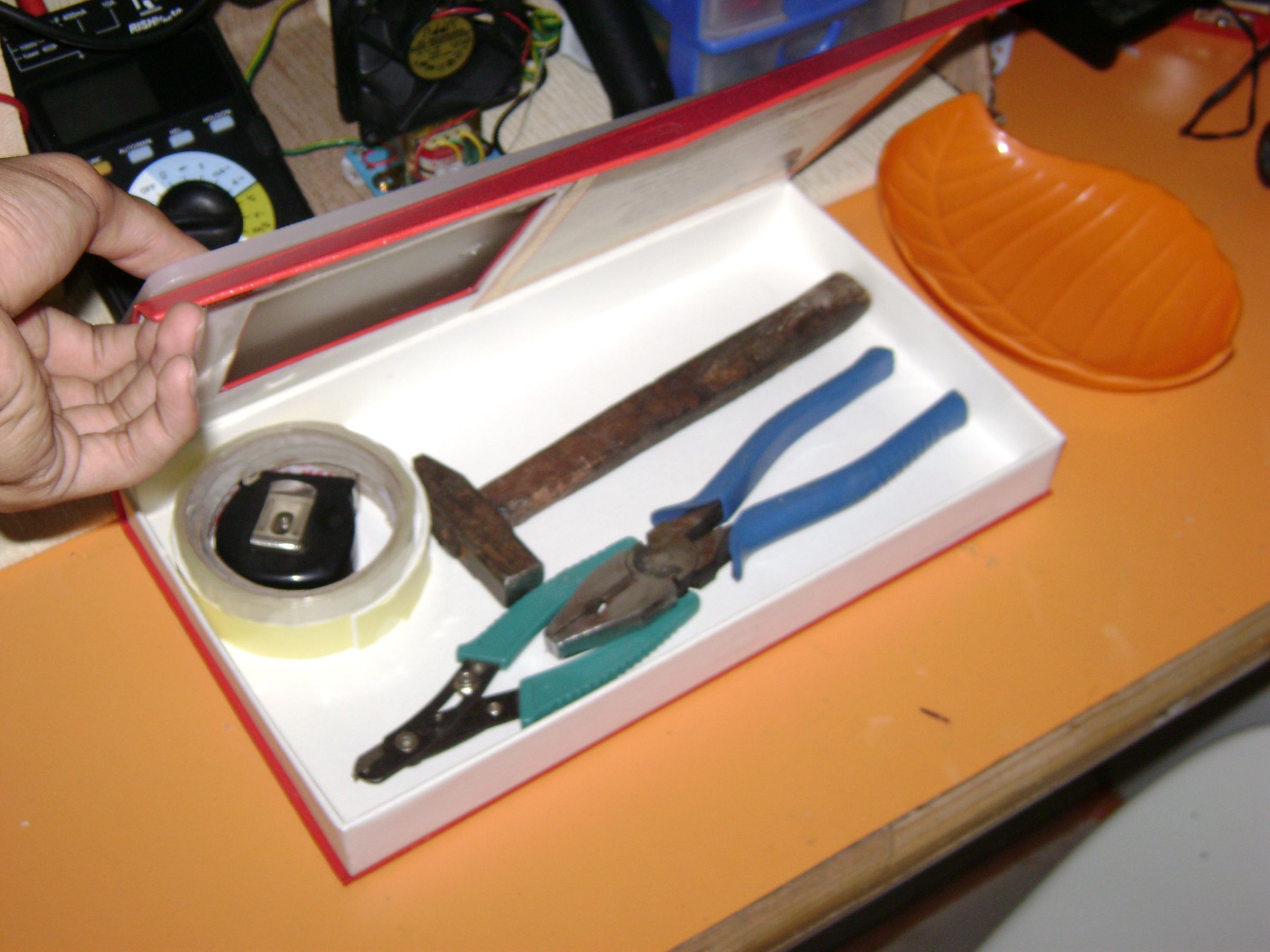 Portable Electronics Workstation / Workshop : 12 Steps - Instructables