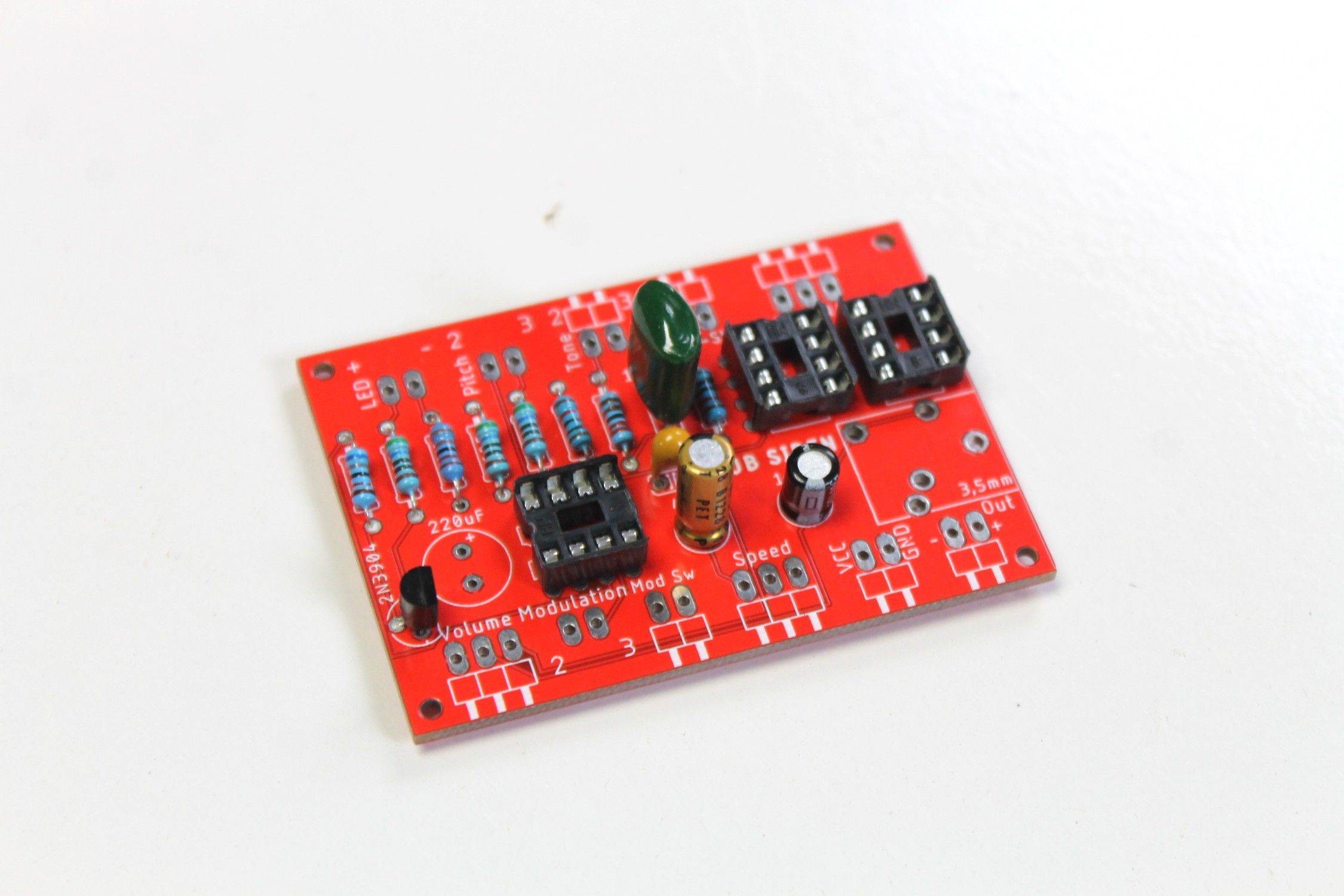 Dub Siren Synth - 555 Project V2 : 13 Steps (with Pictures) - Instructables