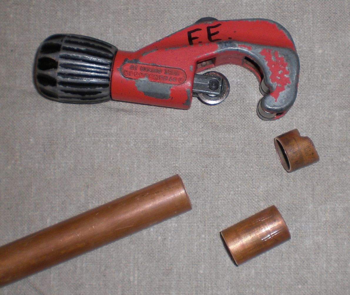 Steampunked Magic Eye Winker Powered by Batteries and USB-connected ...