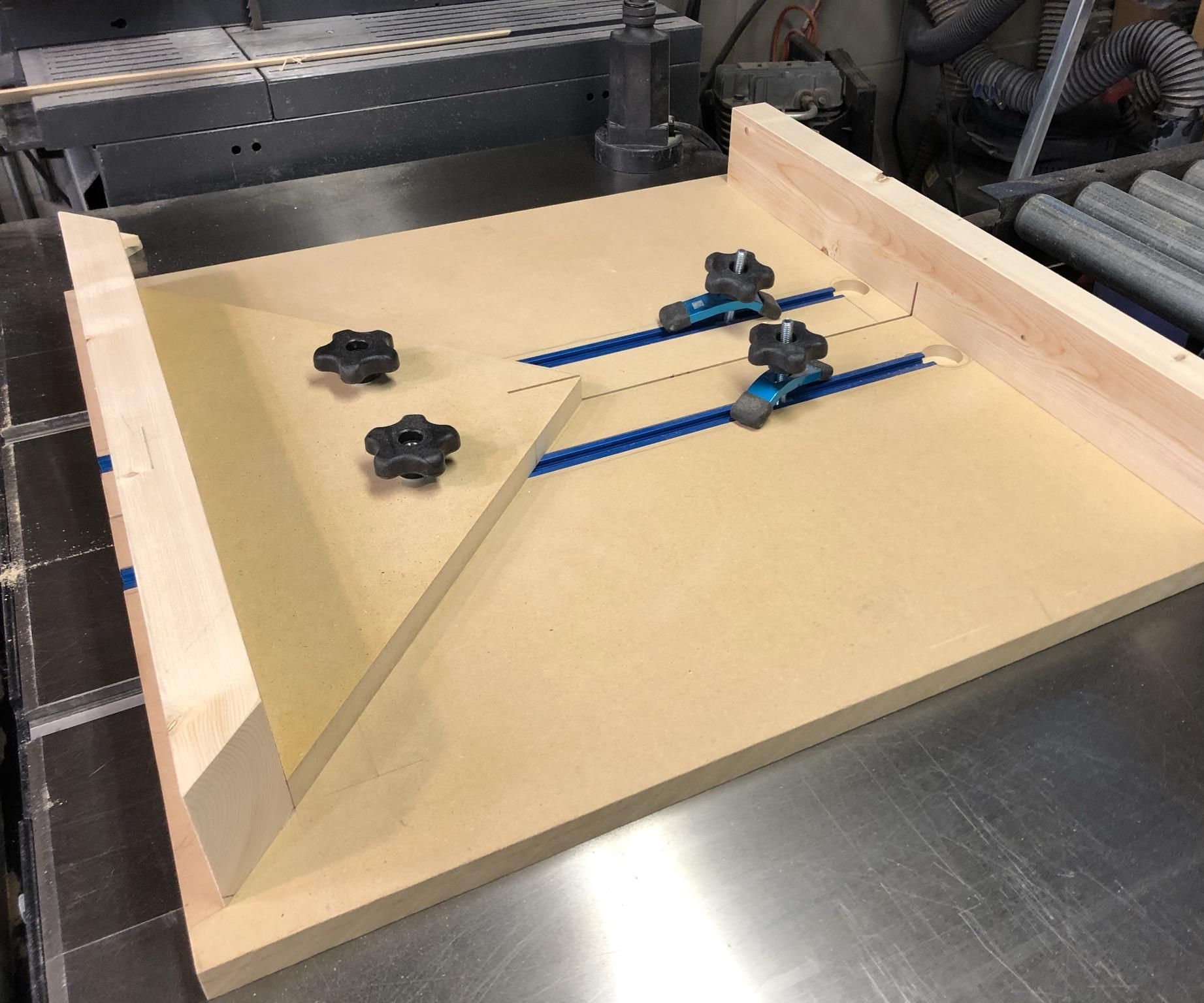 Table Saw Sled With Miter Accessory : 6 Steps (with Pictures ...