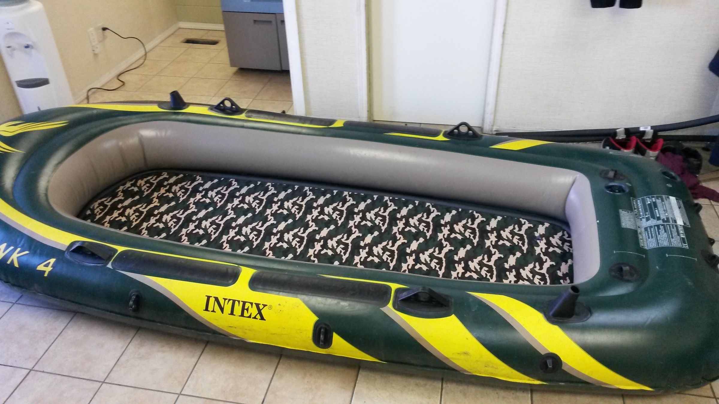 Wooden Floor for a Seahawk 4 Fishing Raft : 6 Steps - Instructables