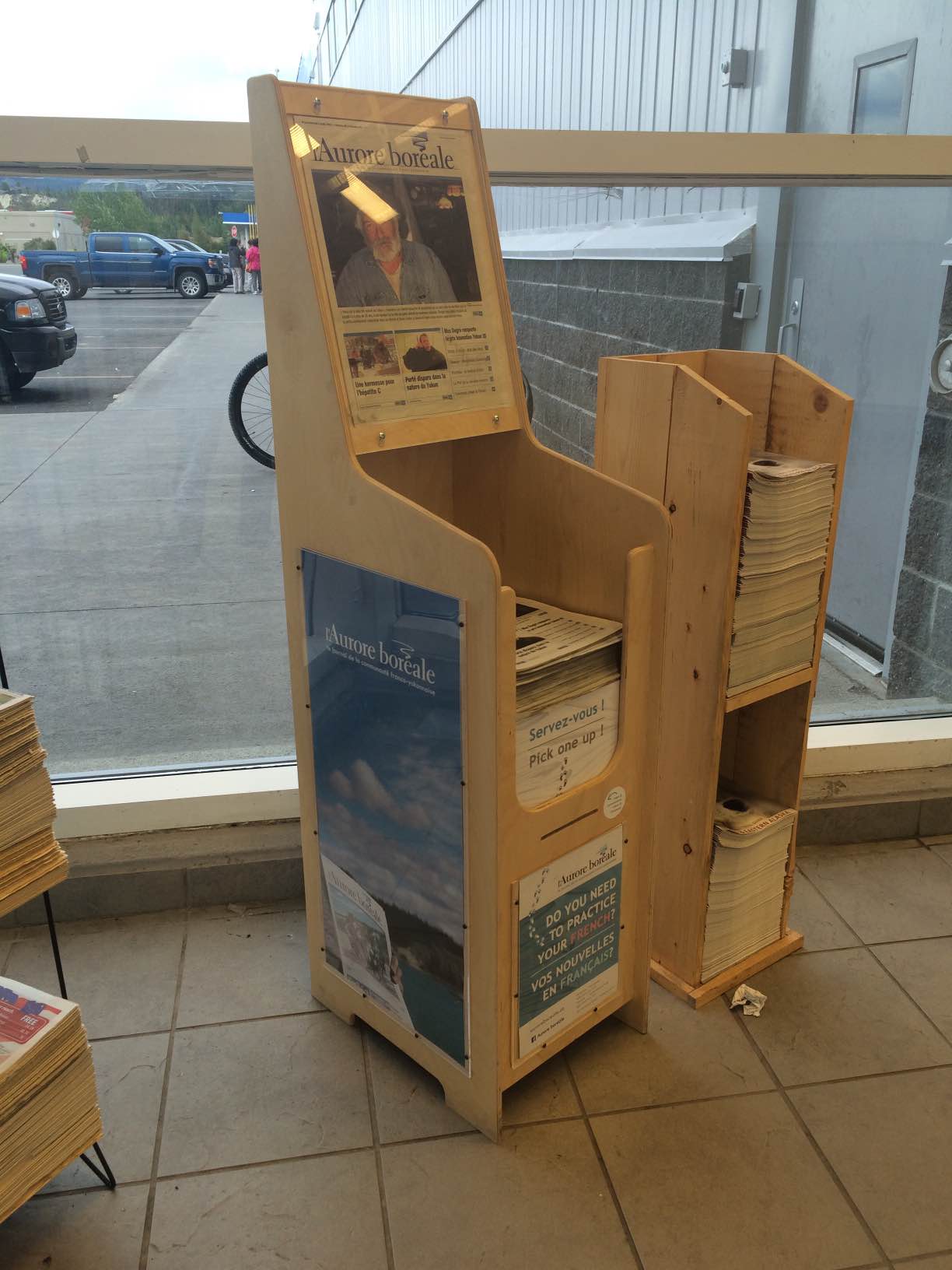 Newspaper Stand : 8 Steps (with Pictures) - Instructables