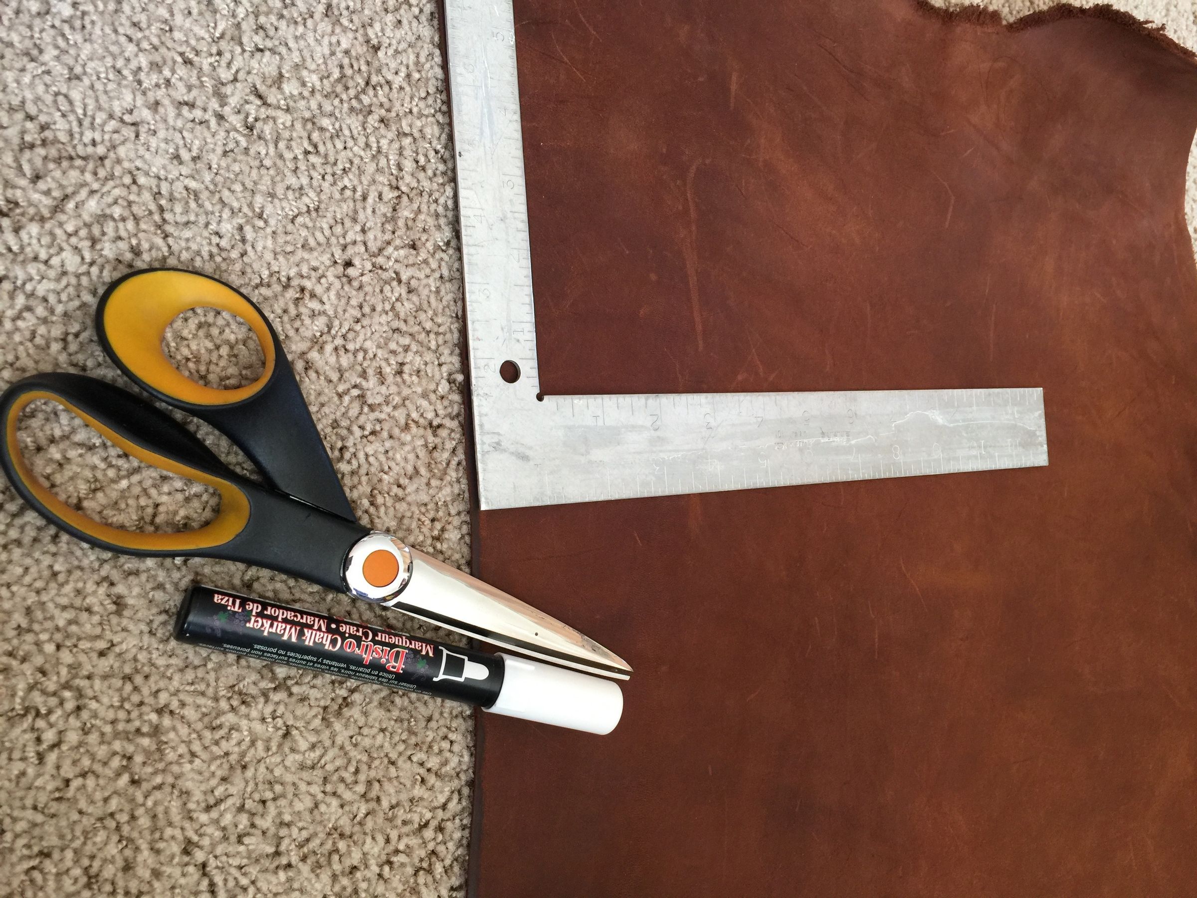 How to Make a Leather Water Bottle Holder / Holster : 5 Steps (with ...