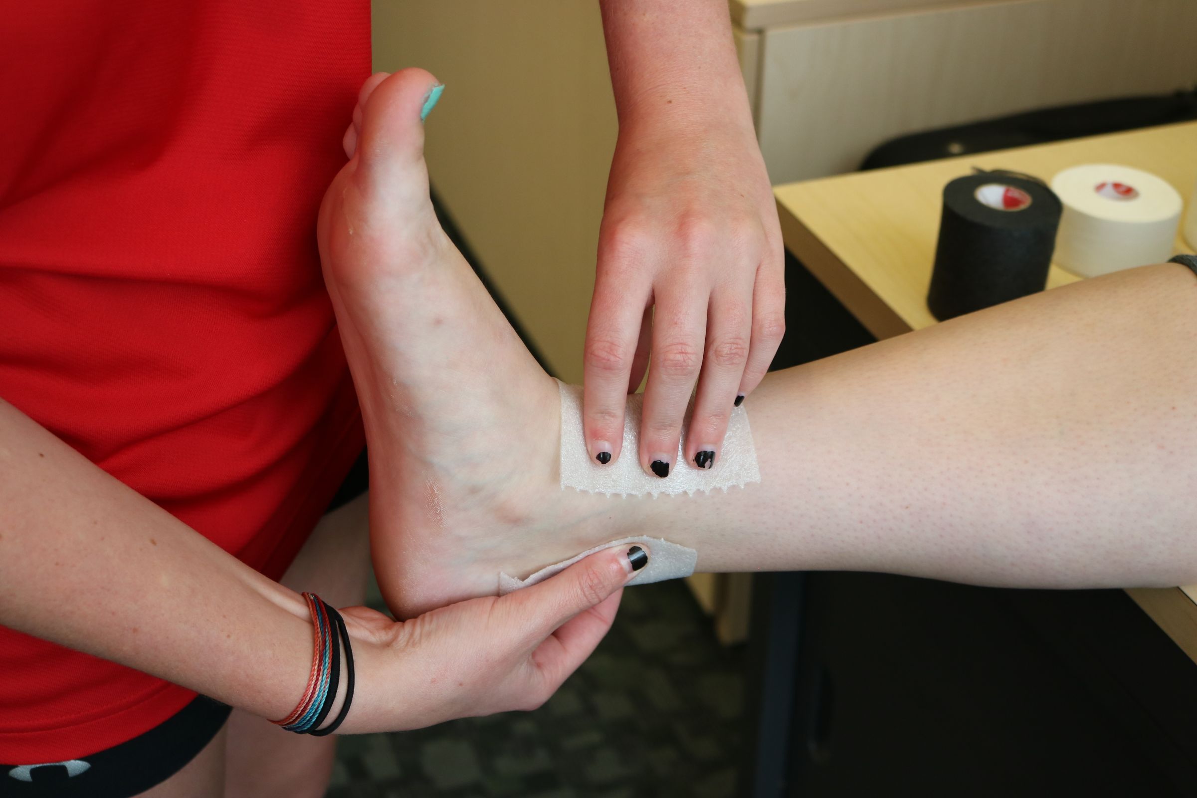 Ankle Taping Made Easy : 17 Steps (with Pictures) - Instructables