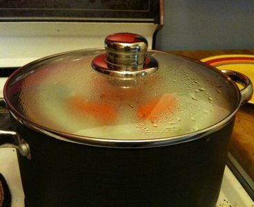 How to Make a Steamer Pot Using Household Objects. : 8 Steps ...
