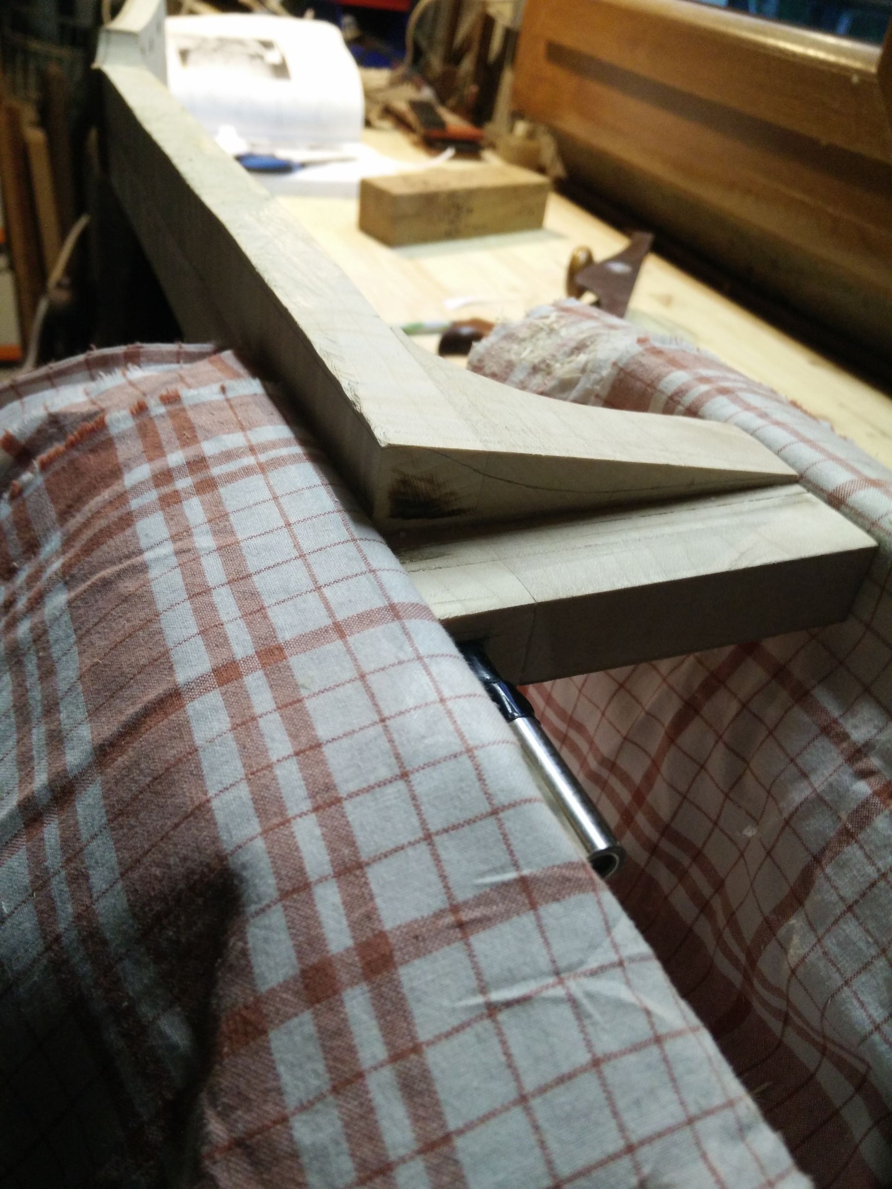 How to Make an Acoustic Guitar : 27 Steps (with Pictures) - Instructables