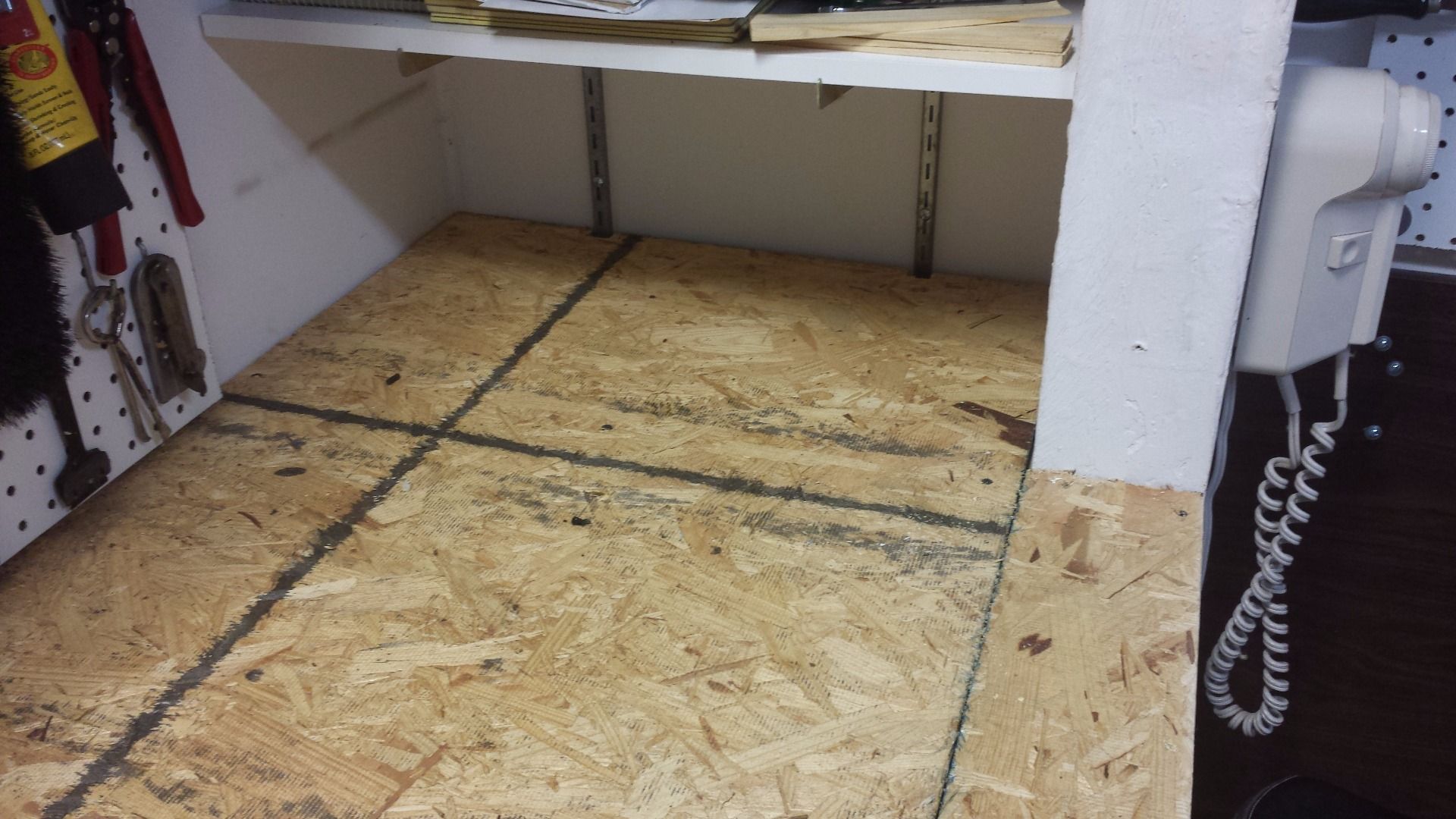 Workbench in Closet : 3 Steps (with Pictures) - Instructables