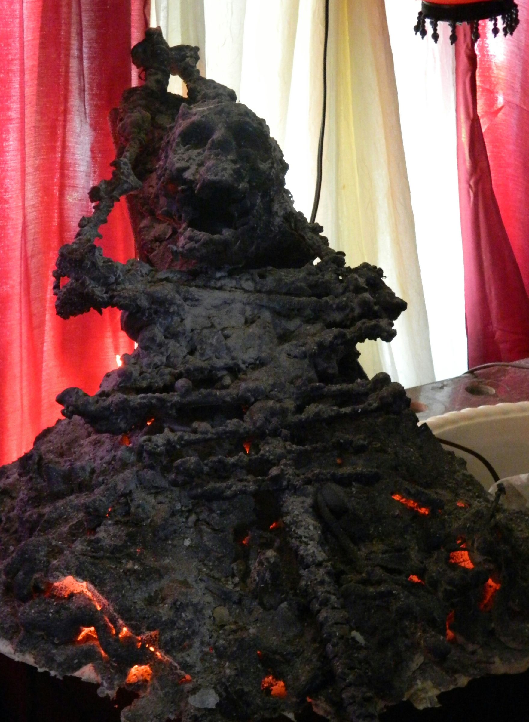 Burning Embers Halloween Prop : 8 Steps (with Pictures) - Instructables