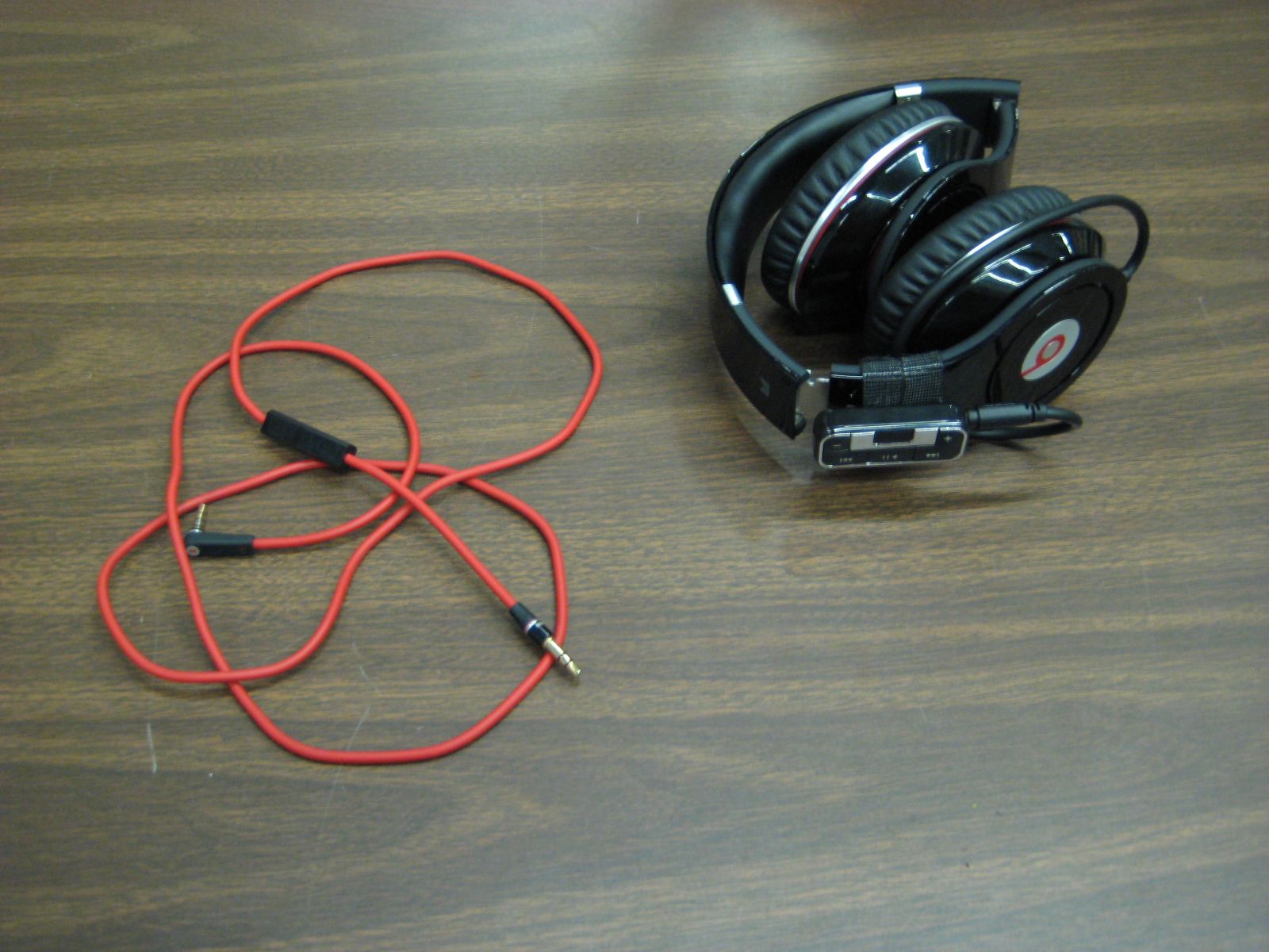 Convert Any Headphones to Bluetooth Wireless - Instructables