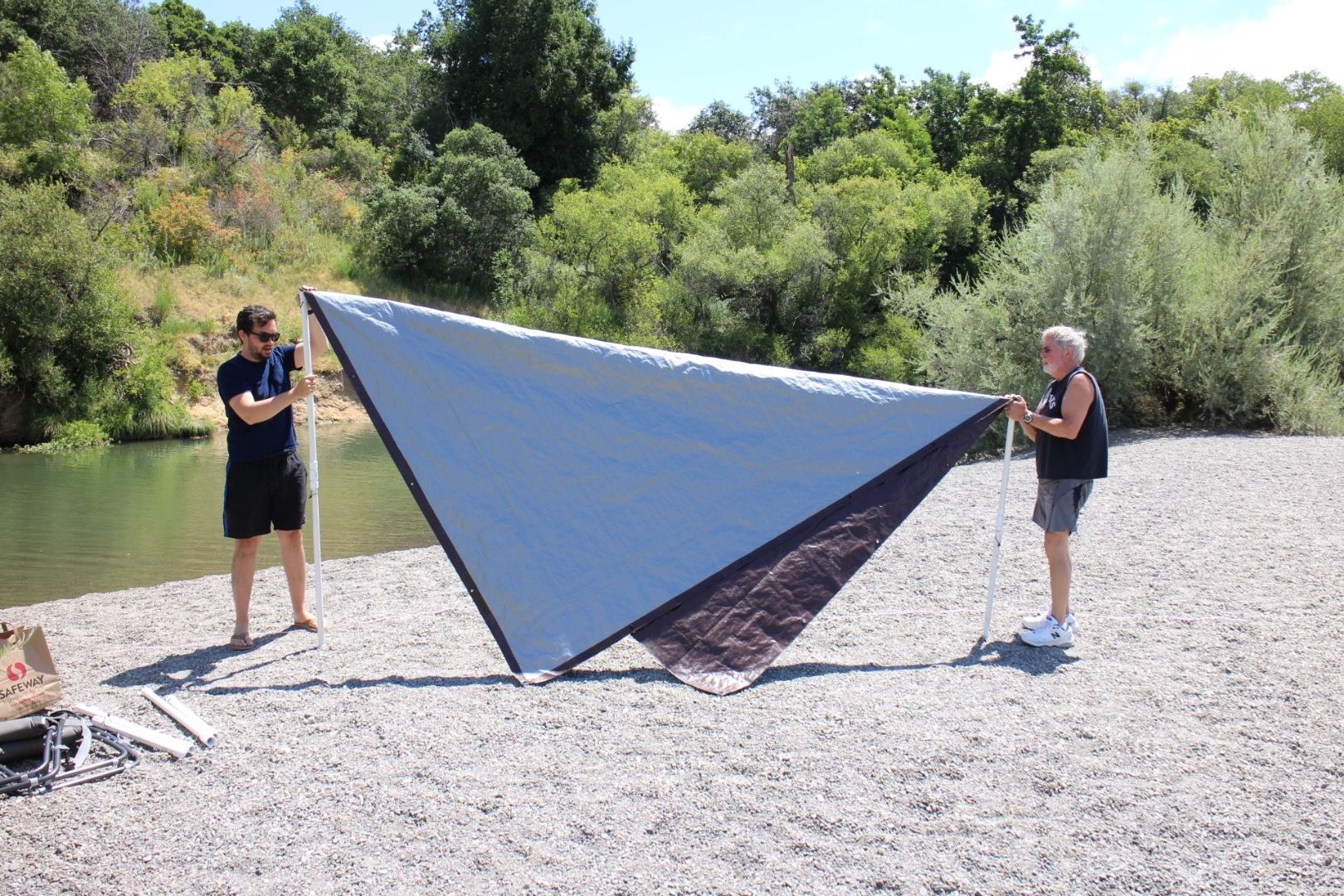 Easy Portable Beach Shelter : 5 Steps (with Pictures) - Instructables