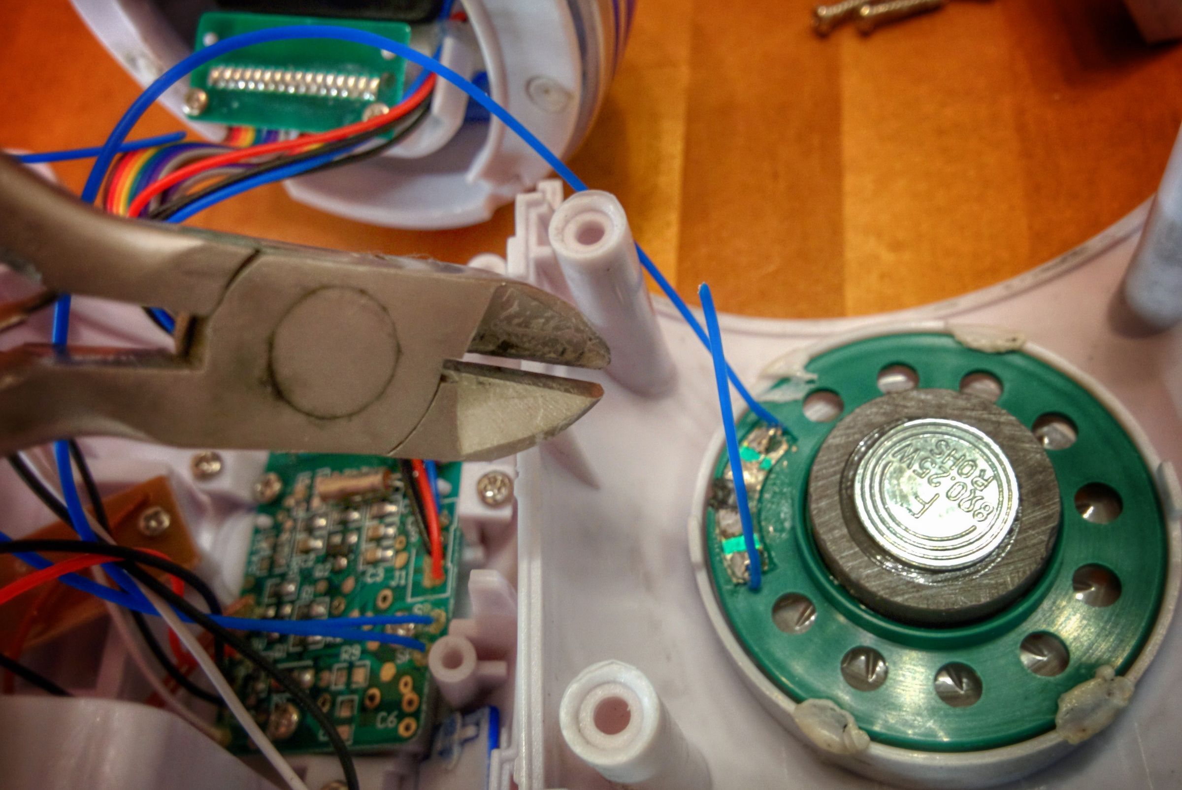 Turn Down Electrical Toy Volume : 5 Steps (with Pictures) - Instructables